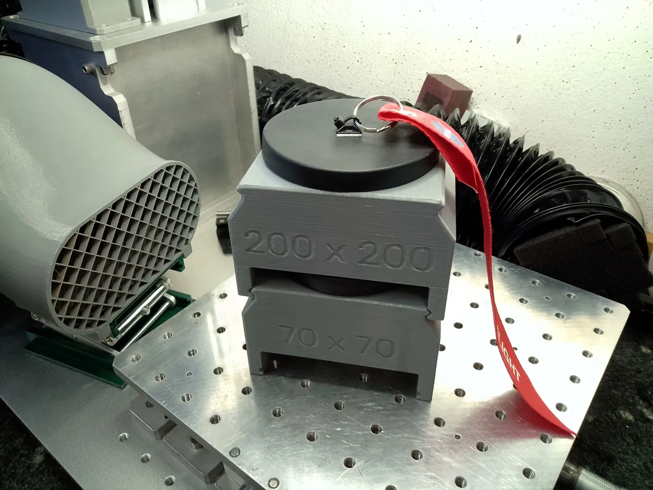 Stackable fiber laser lens holder by DeeDee | Download free STL model ...