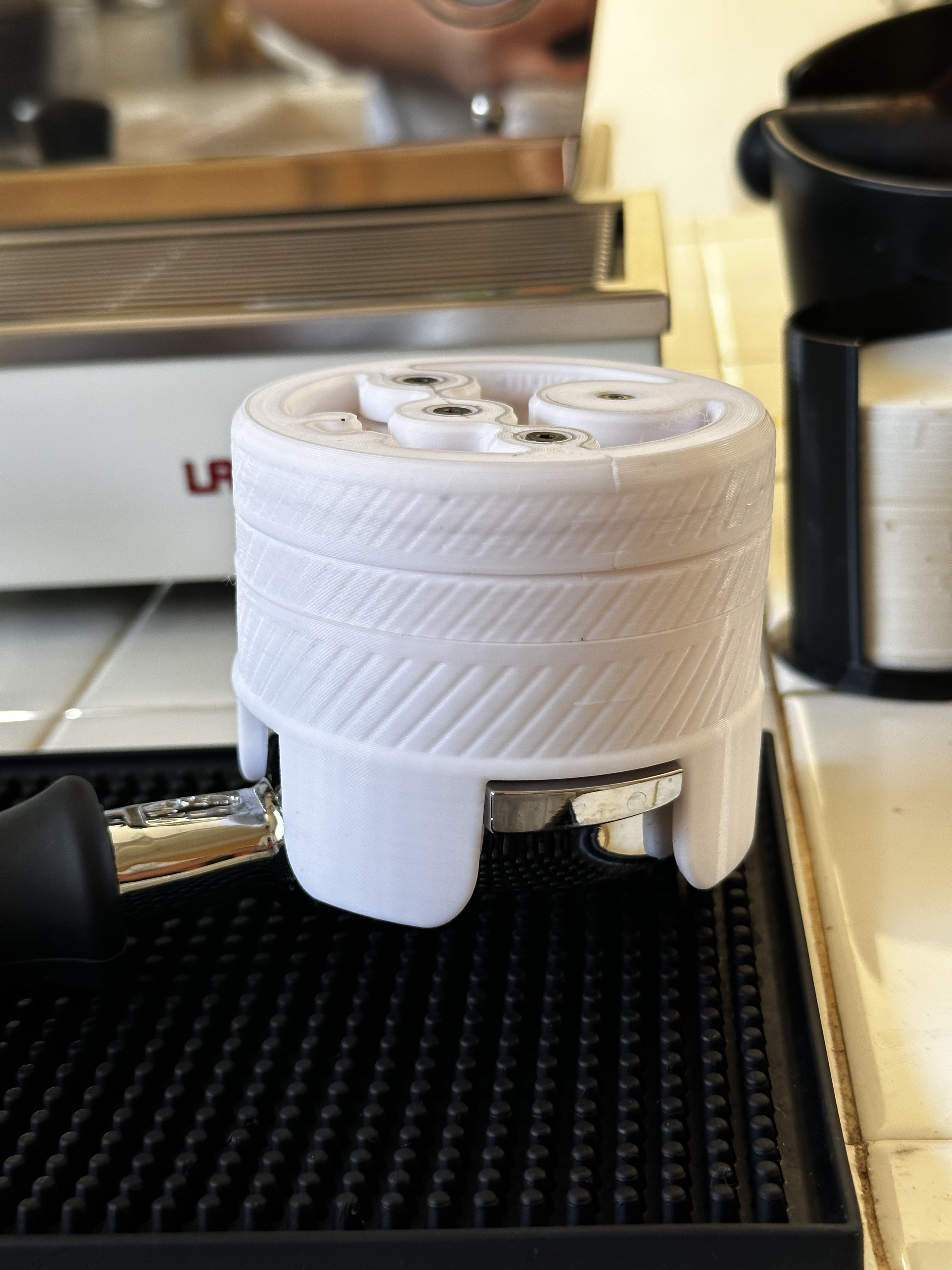 Umikot 23mm Base La Marzocco Linea Micra by ogg_ | Download free STL ...