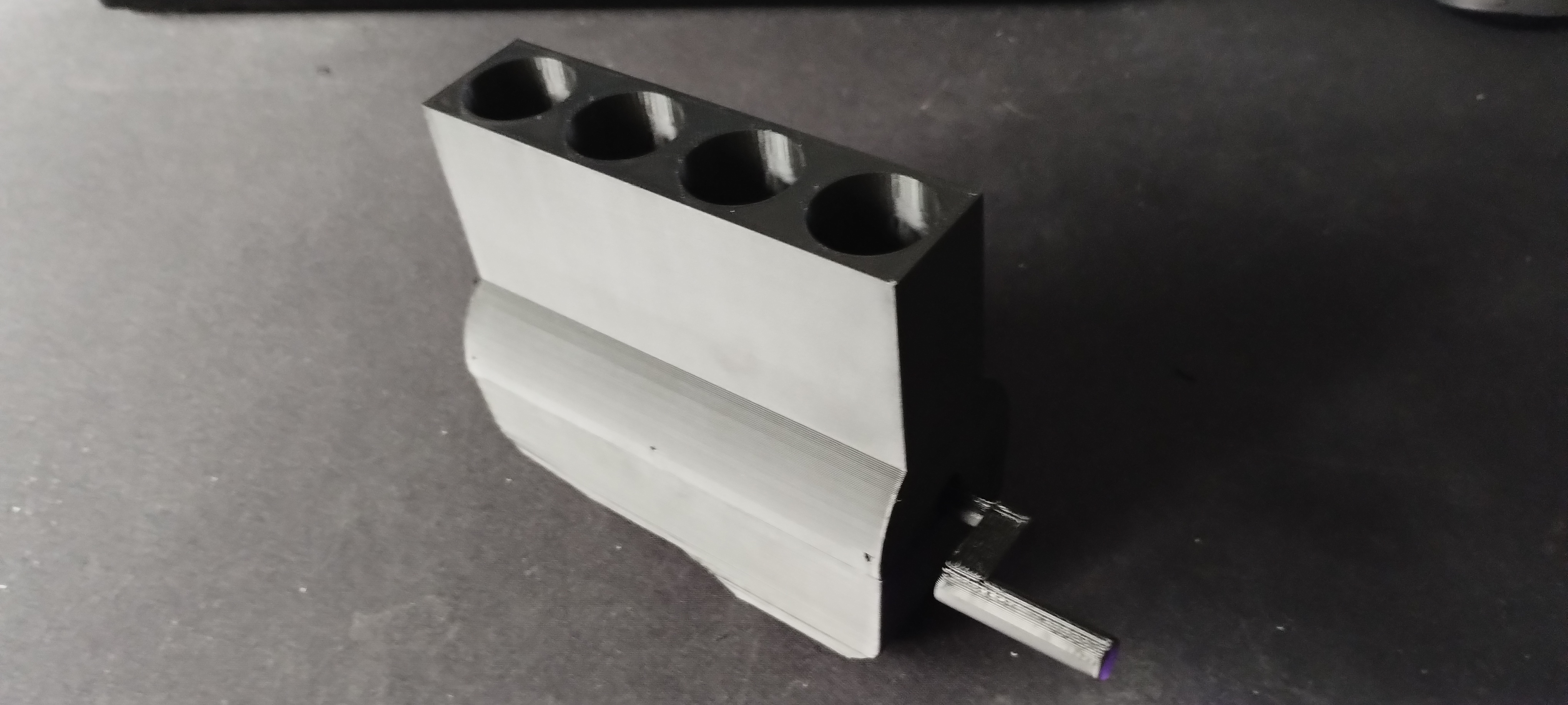 Inline 4 engine block with mooving pistons by Skunkylite | Download ...