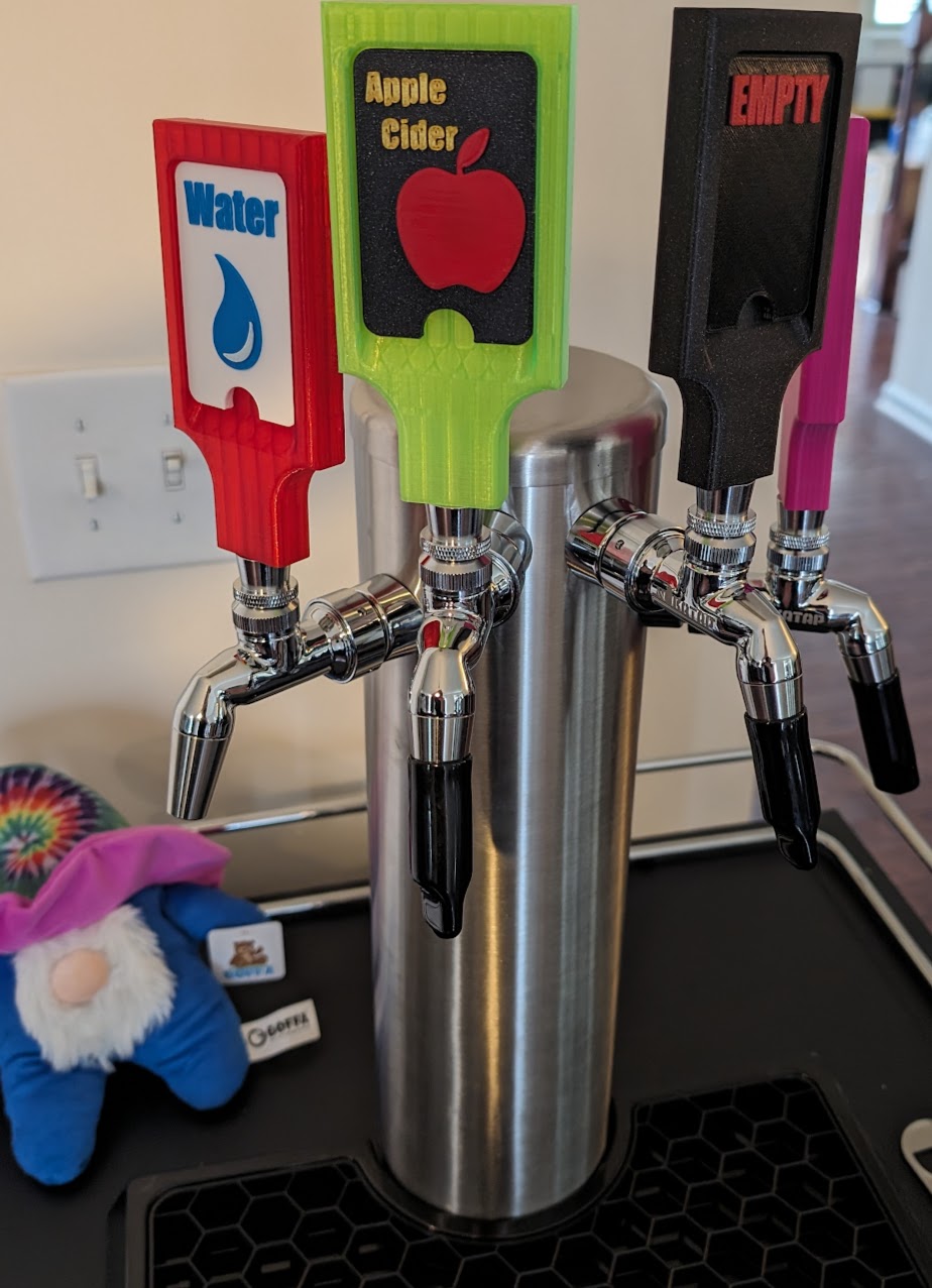 Kegerator Tap Handle with Magnetic Cards by Juts | Download free STL ...