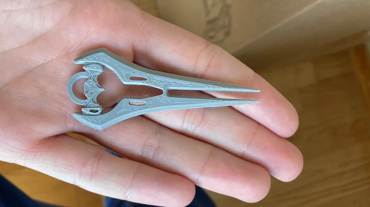 Halo Energy Sword Keychain by Thomas Kampouris | Download free STL ...