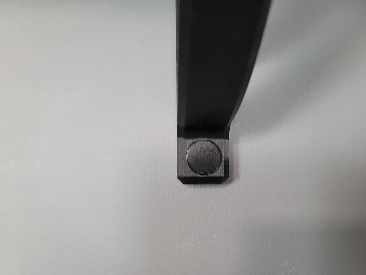 Filament Shelf Brackets - 1 Inch Dowel Rod by UB3D | Download free STL ...