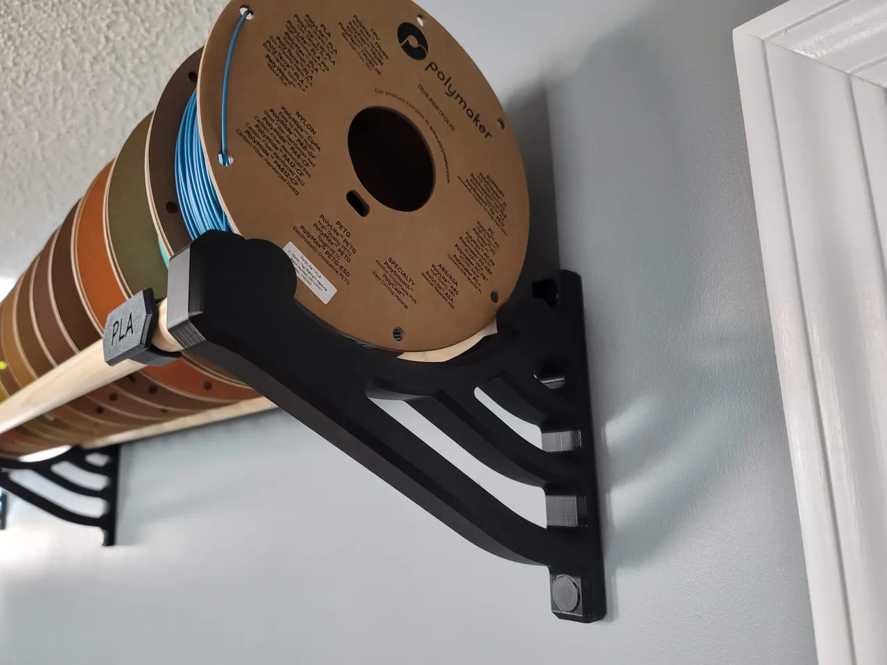 Filament Shelf Brackets - 1 Inch Dowel Rod by UB3D | Download free STL ...