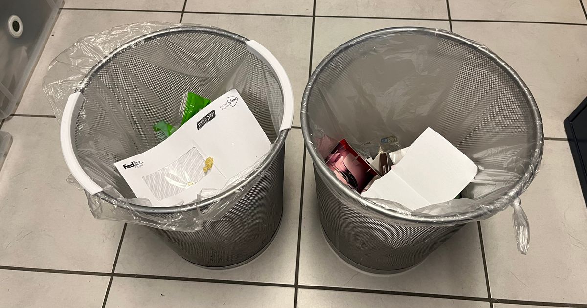 Litter Bin Bag Clip by GRO | Download free STL model | Printables.com