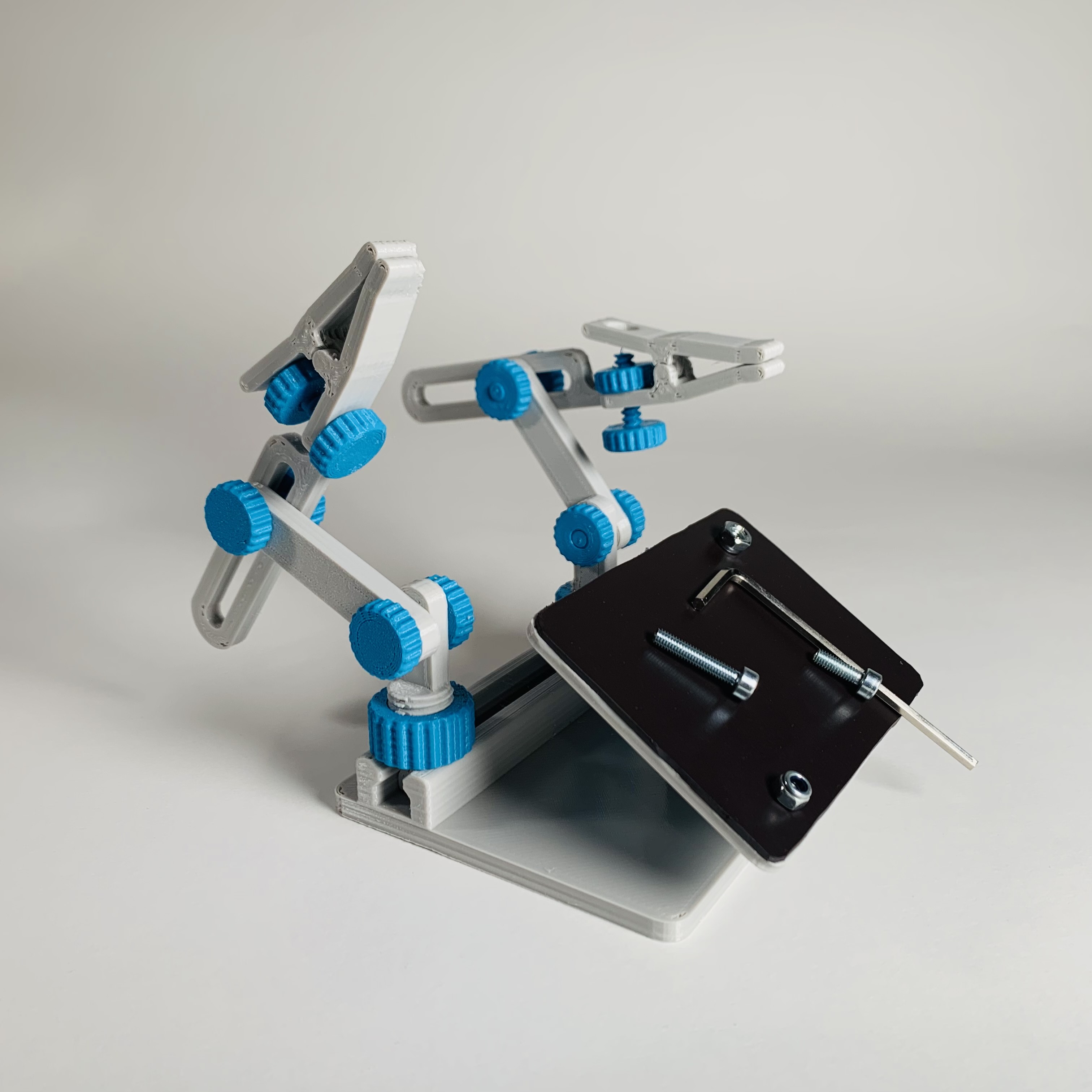 Magnetic multipurpose table by R3D0 | Download free STL model ...