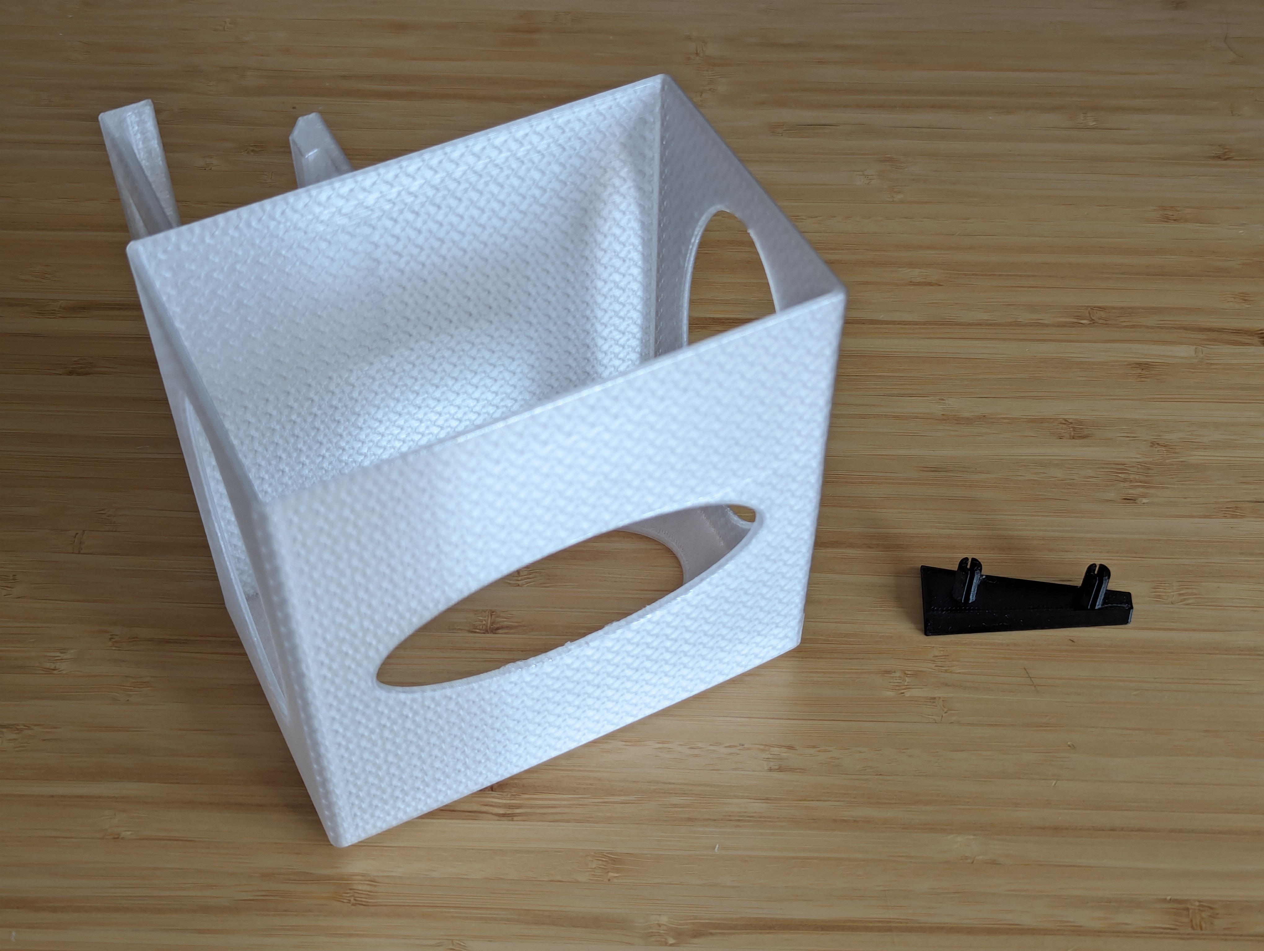Lab Wipes holder [Ivar compatible] by Guenther | Download free STL ...