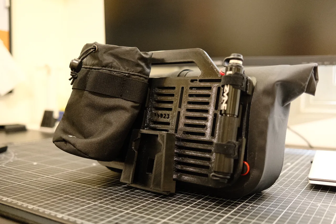 Ortlieb accesory bag 3.5 L Frame Adapter for Brompton (with handle) by ...