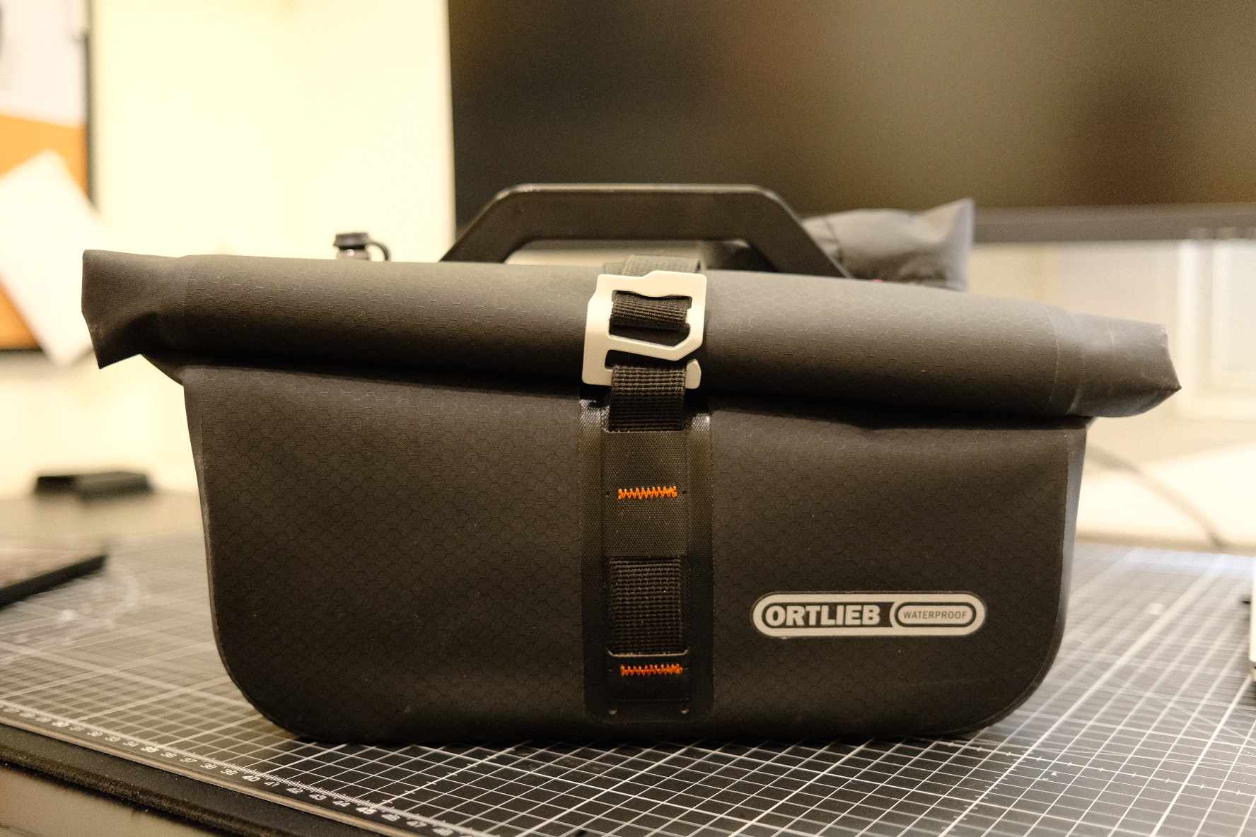 Ortlieb accesory bag 3.5 L Frame Adapter for Brompton (with handle) by ...