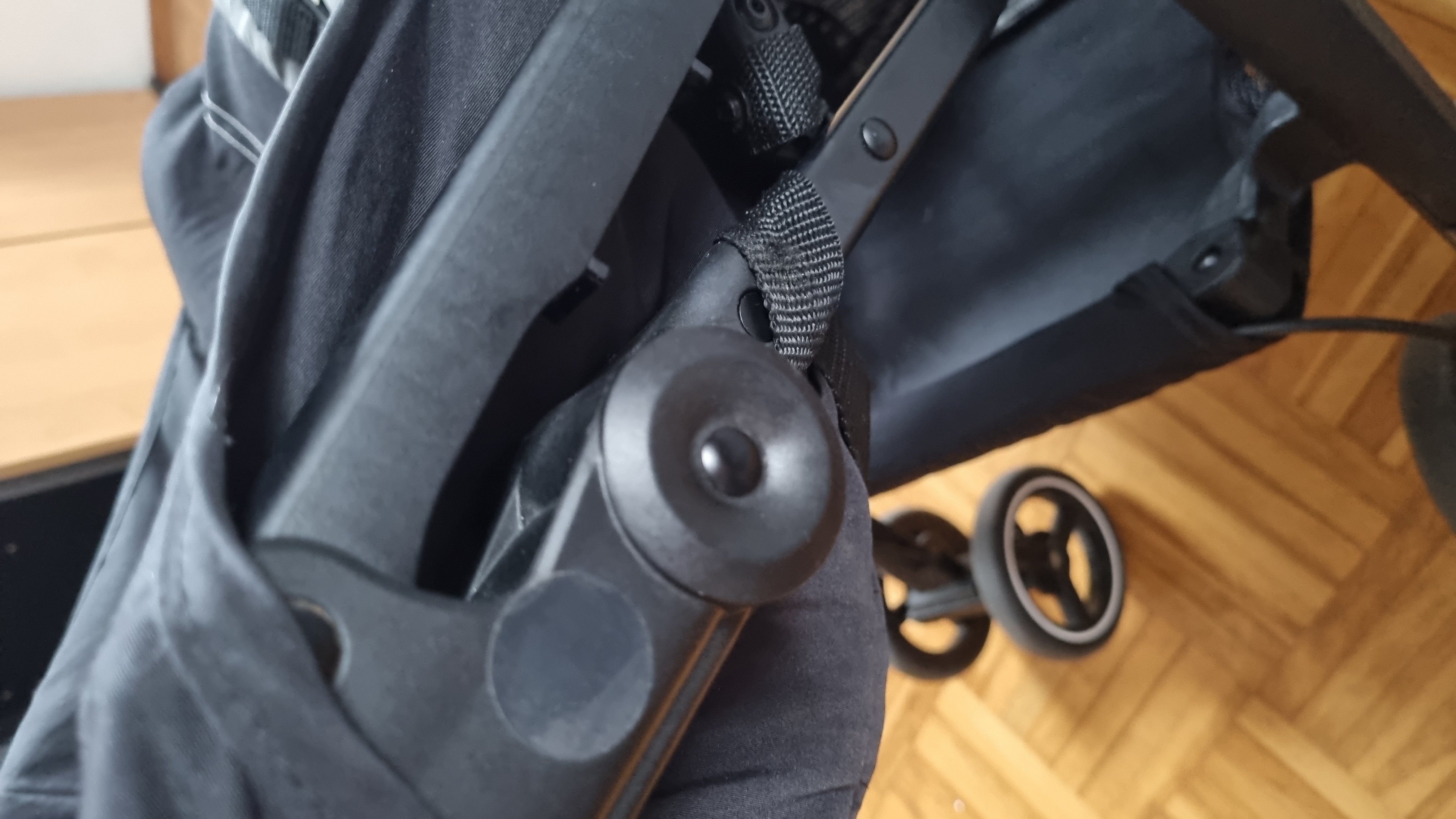 Cybex Pockit Libelle Stroller Secure clip by Dita Tenglerova | Download ...