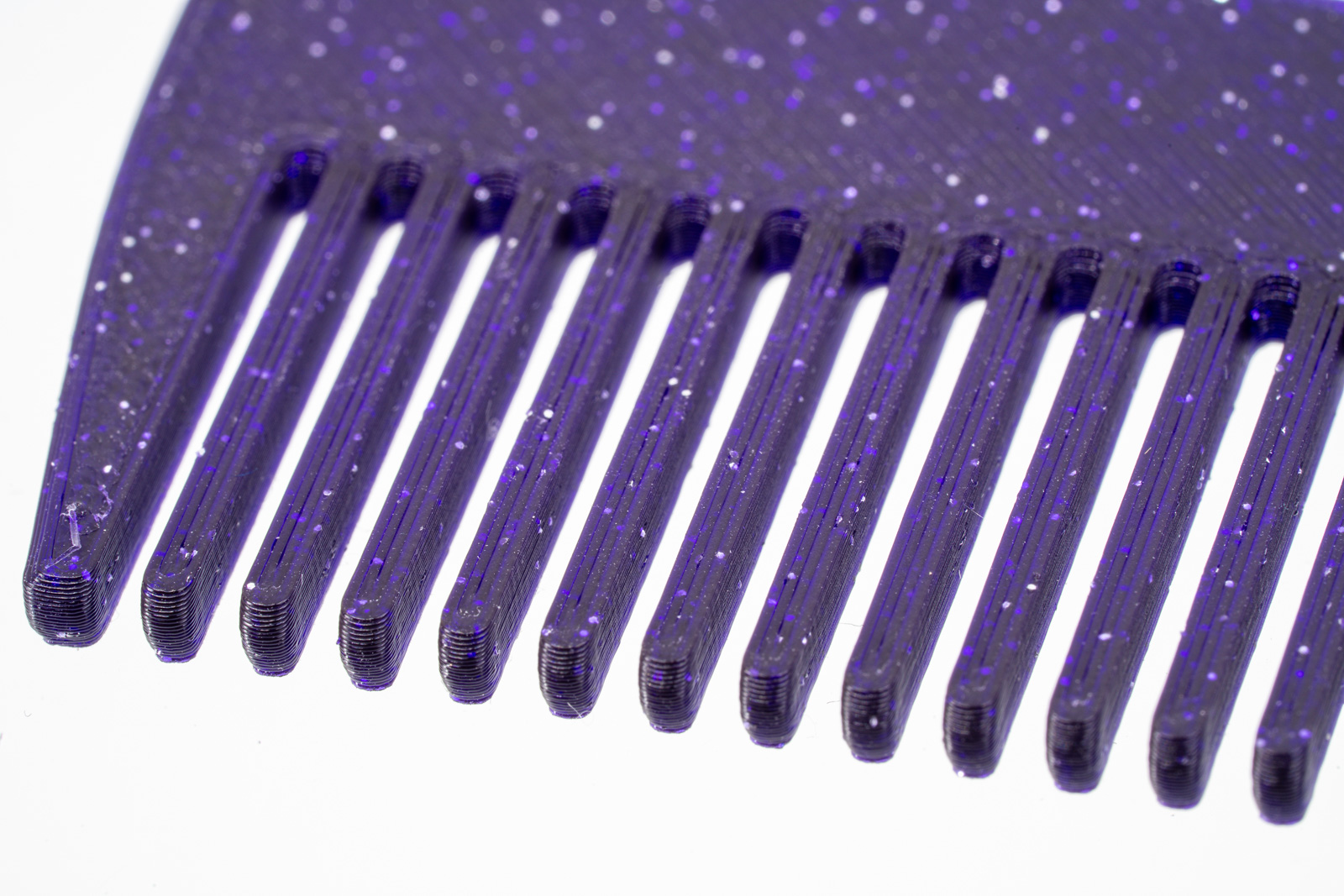 Everyday Comb in a Classical Rounded Shape by Metikumi | Download free ...