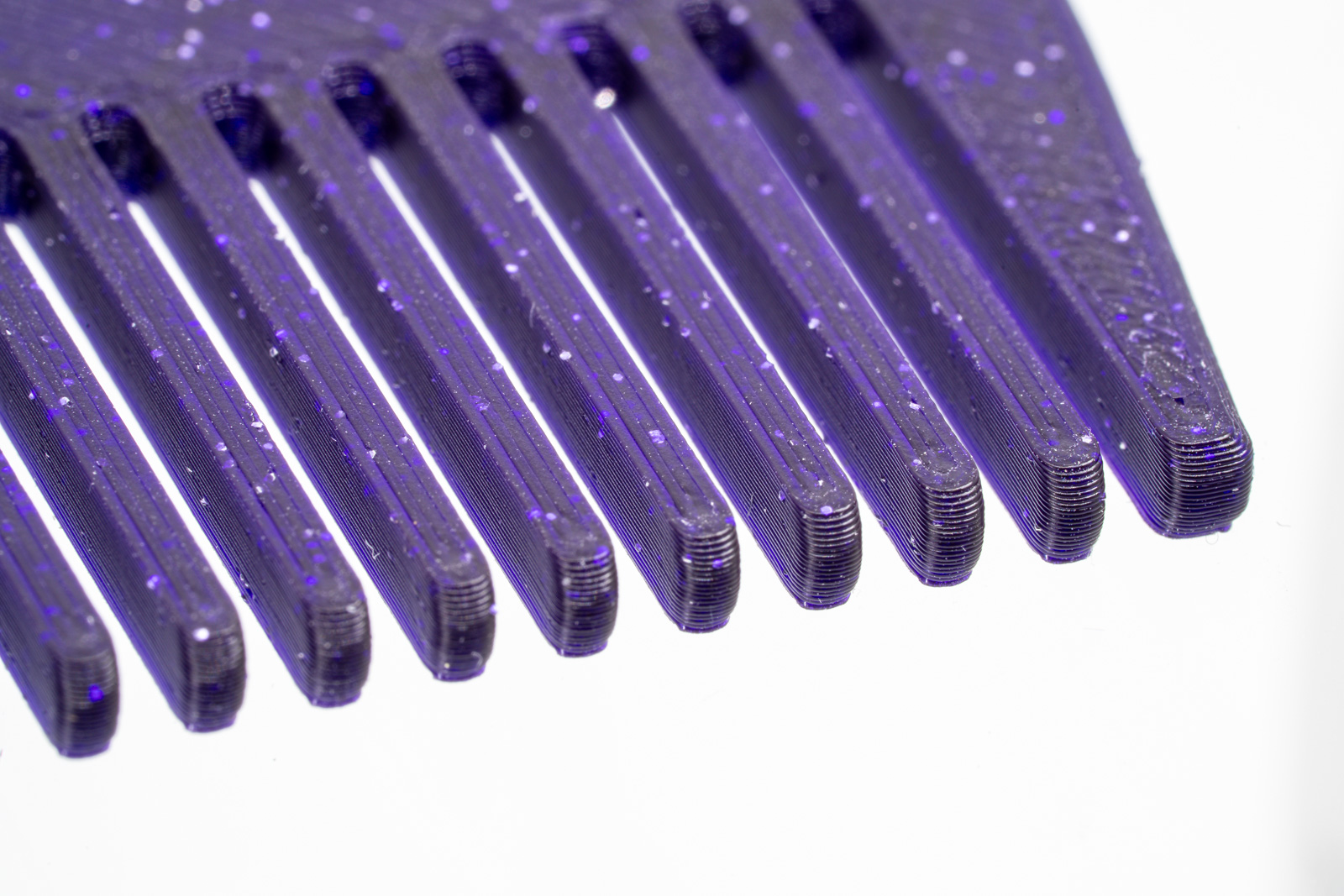 Everyday Comb in a Classical Rounded Shape by Metikumi | Download free ...