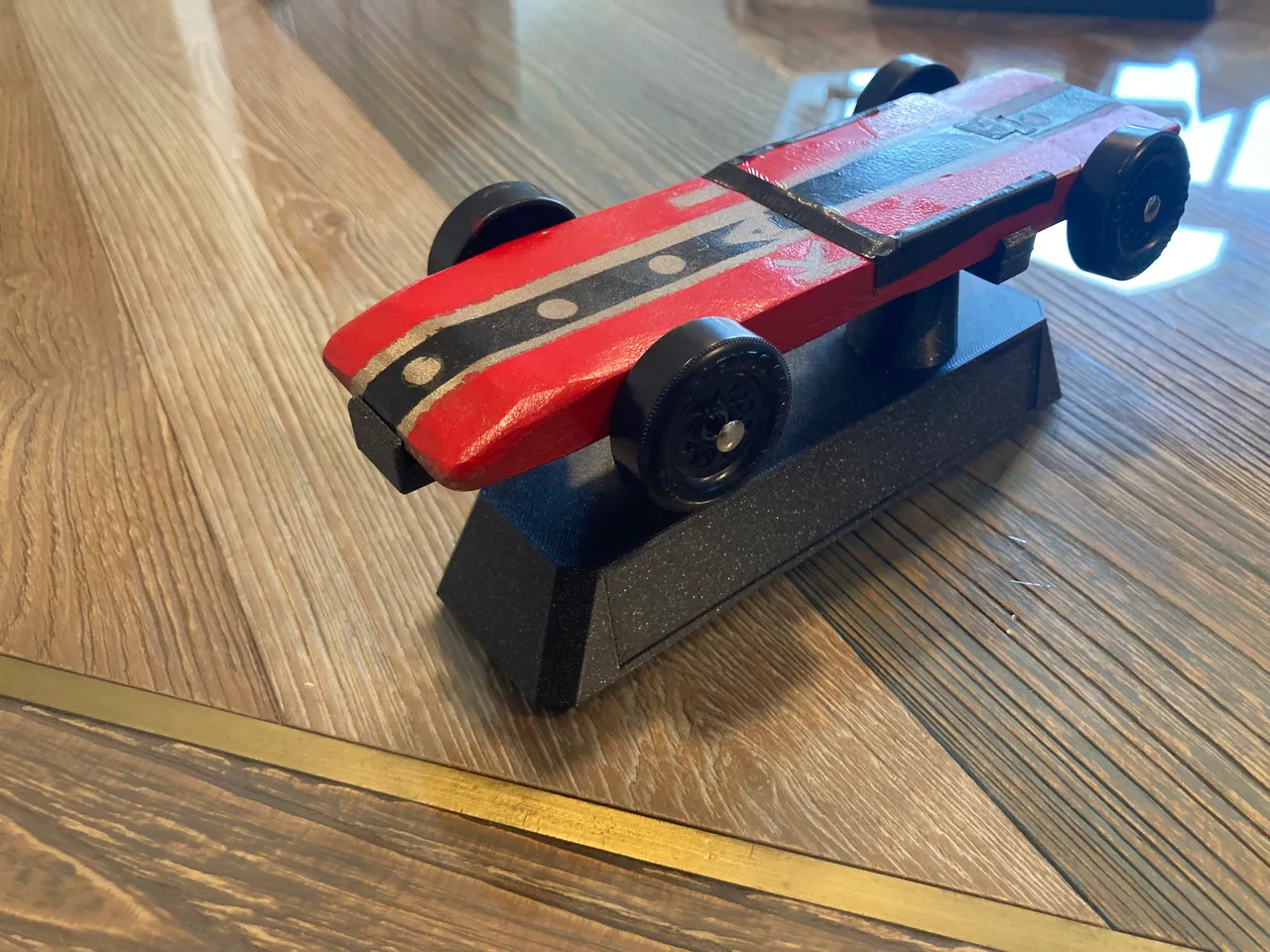 Pinewood Derby Car Display Stand by mdemmitt | Download free STL model ...