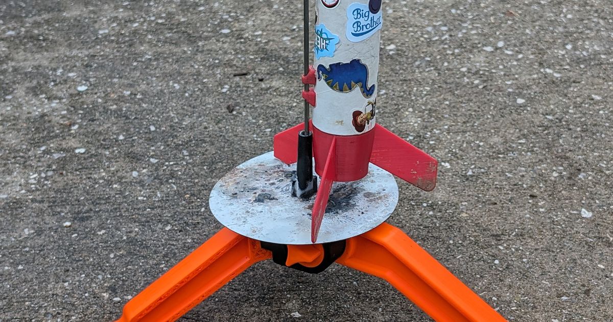 Folding Launch Pad for Model Rockets by Fantastic Plastic Person ...
