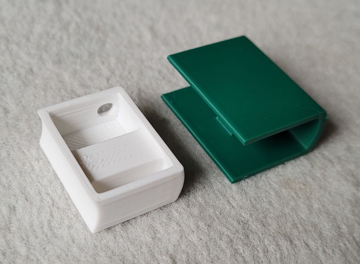 Book keychain by Dreamtime24 | Download free STL model | Printables.com