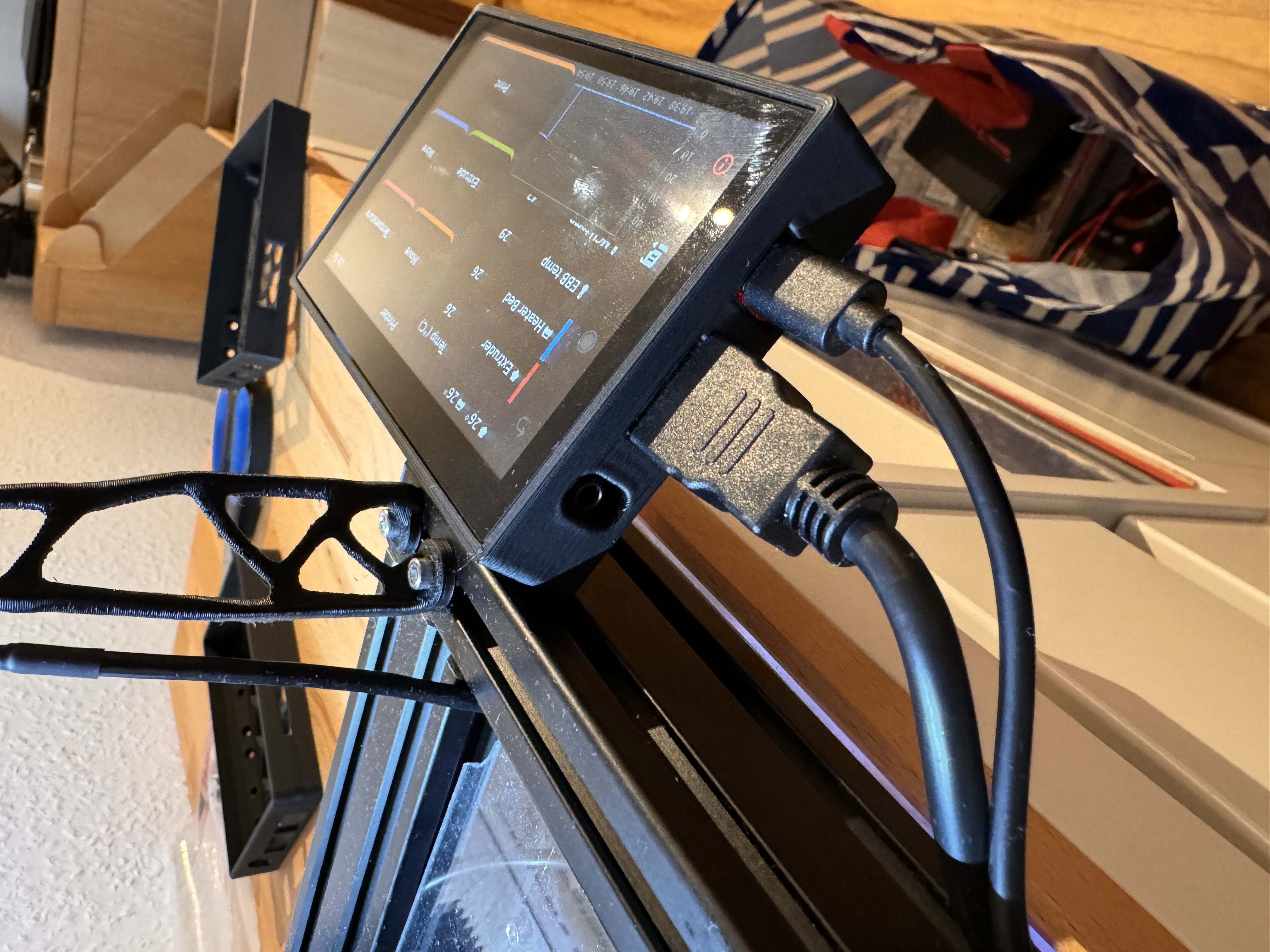 BTT Biqu HDMI5 Touch Screen mounting housing sideways simple by maxkf ...