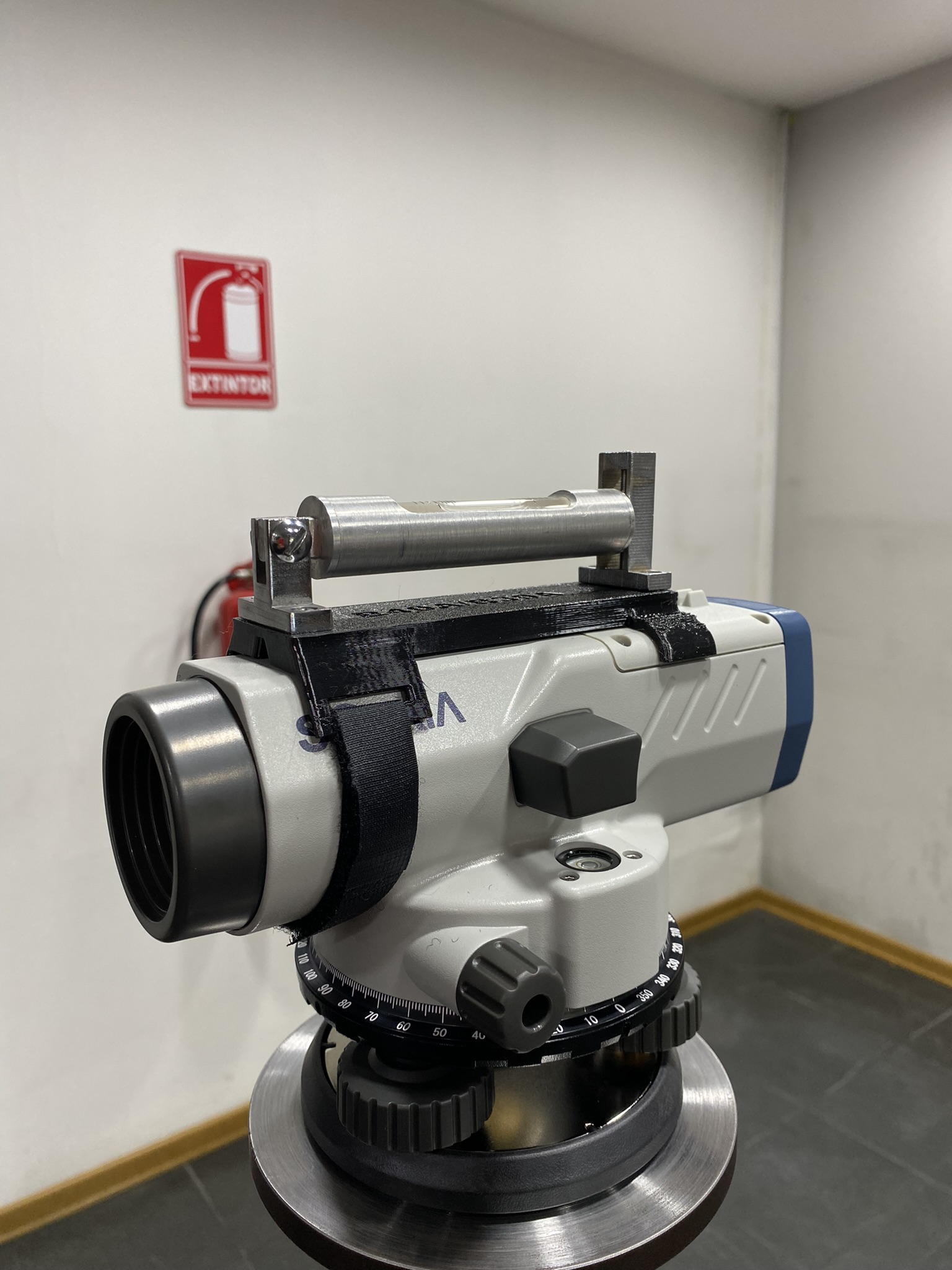 Auto Level adjustment by Mateo Cruz | Download free STL model ...