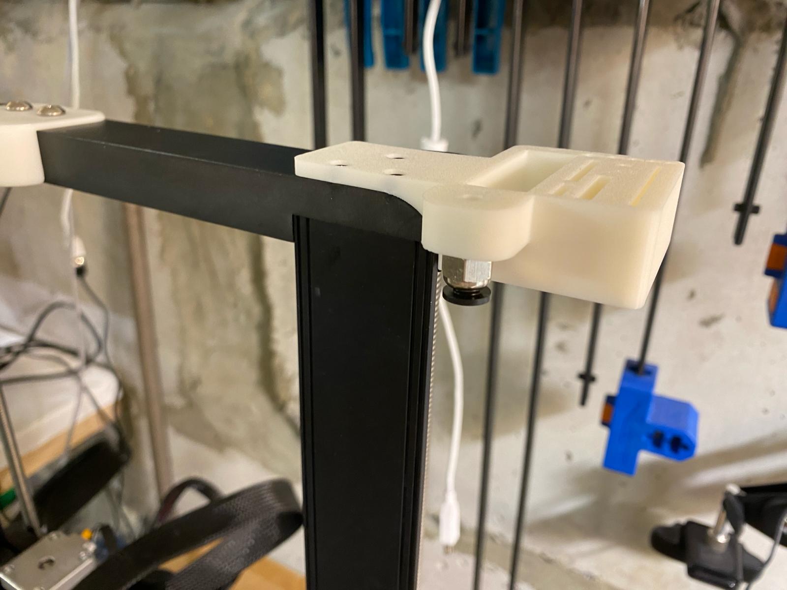 Ender V3 SE Tool Holder update with filament guide PC4-М10x1.5 by ...
