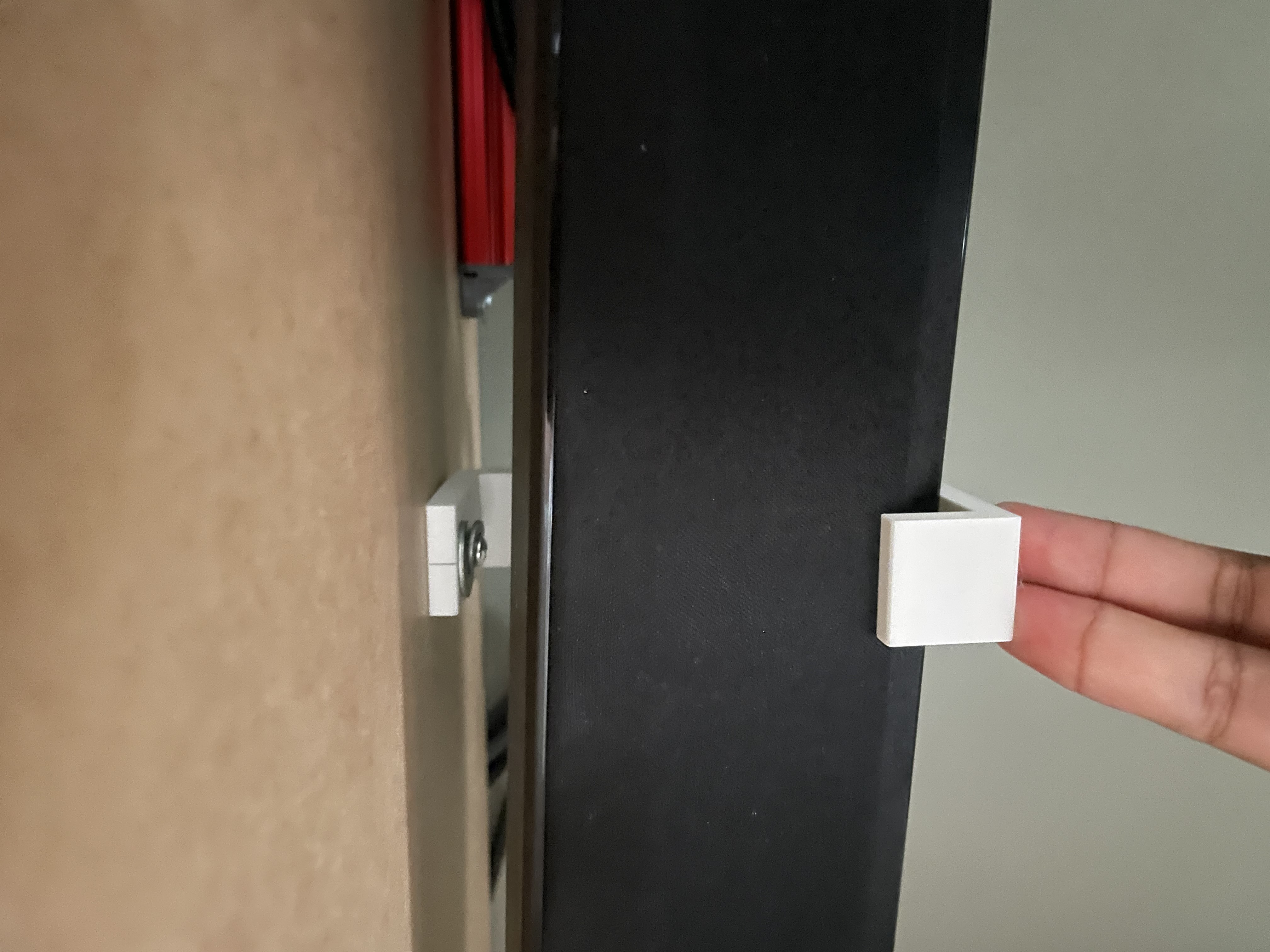 Mount under desk for Polk Speaker by ROBIN BROWN | Download free STL ...