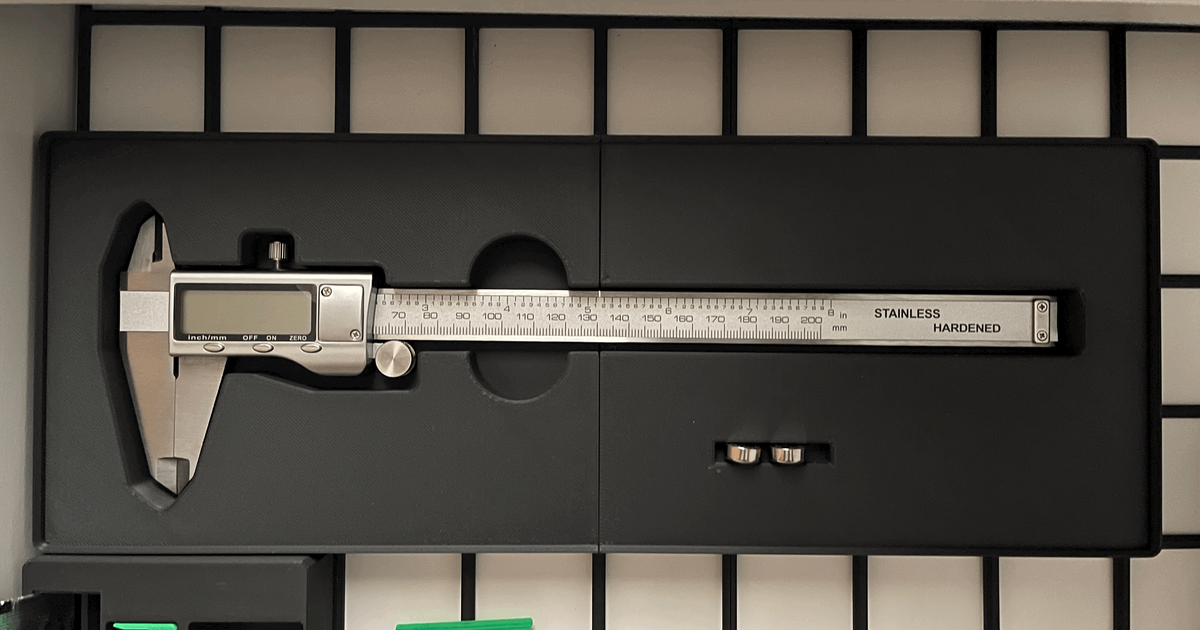 200mm Caliper Gridfinity 3 x 8 por rycyt | Descargar modelo STL ...