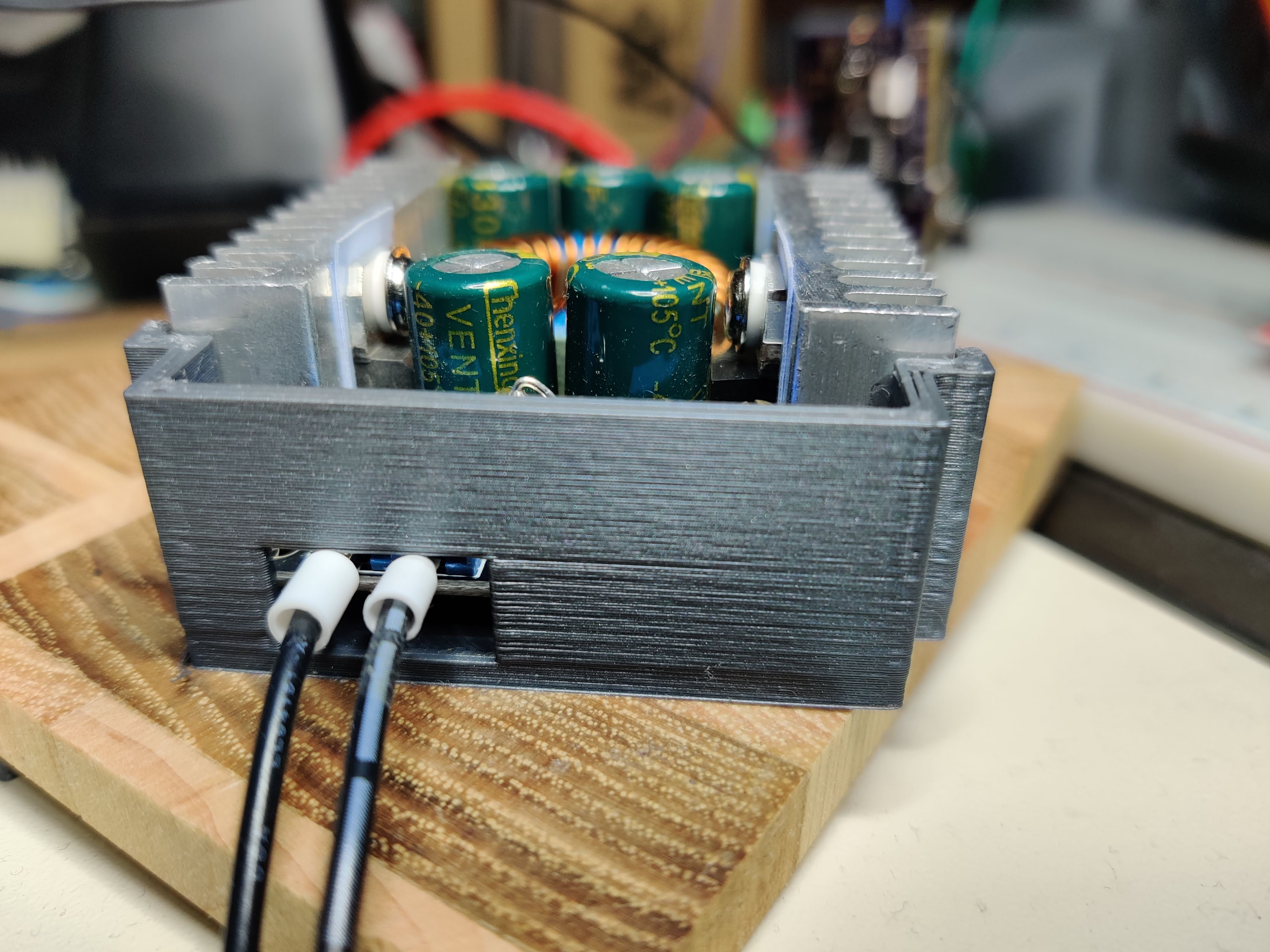Basic DC-DC power supply enclosure by kevinjkrieger | Download free STL ...