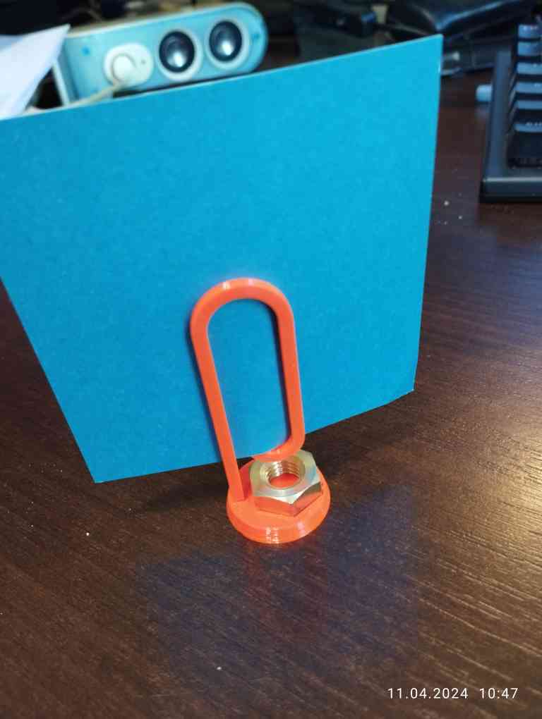 Paperclip Stand Kit Card with Weight Load by Suowik | Download free STL ...