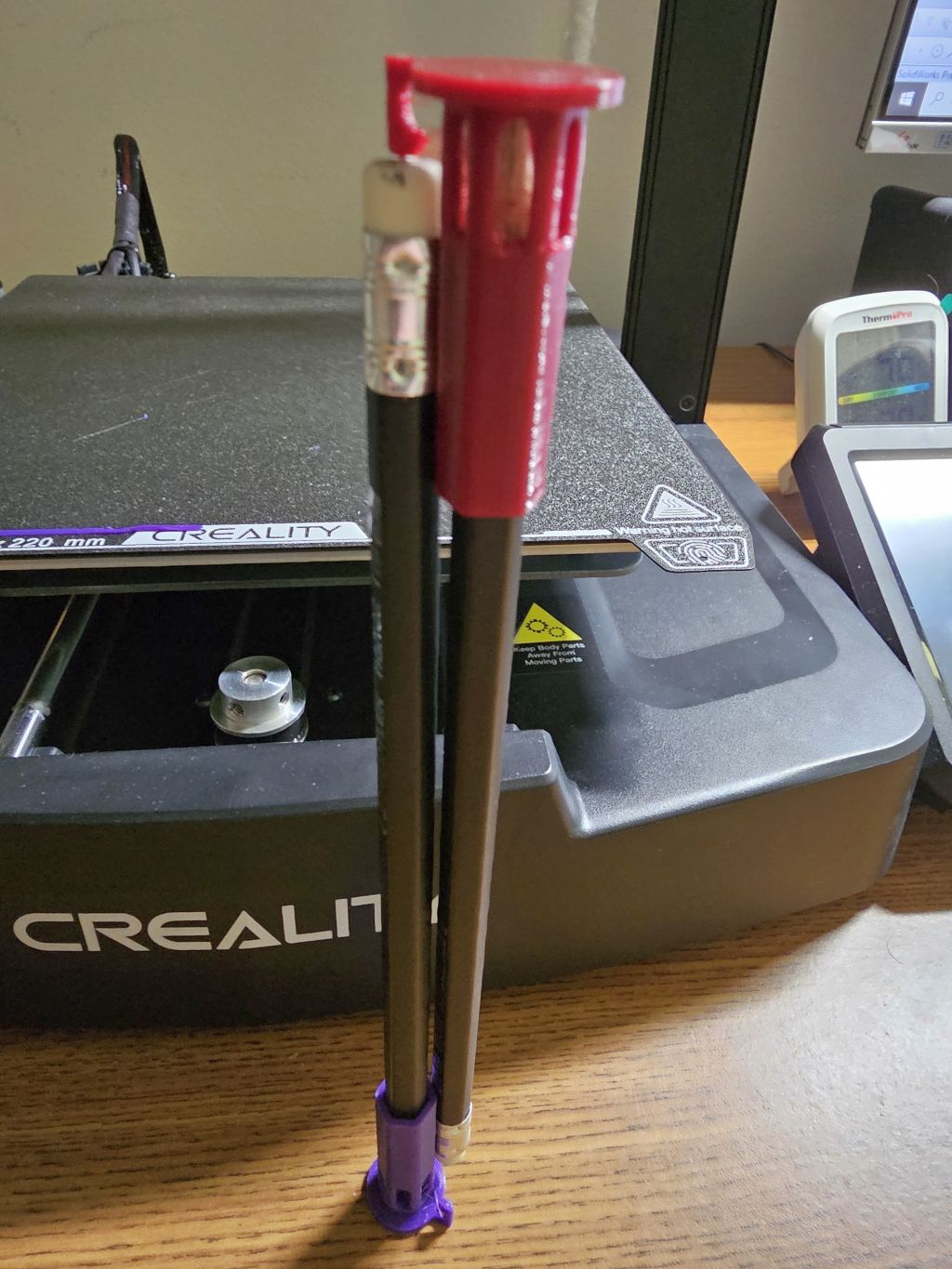 Pencil Cap/Stand/Hanger by Fergy7 | Download free STL model ...