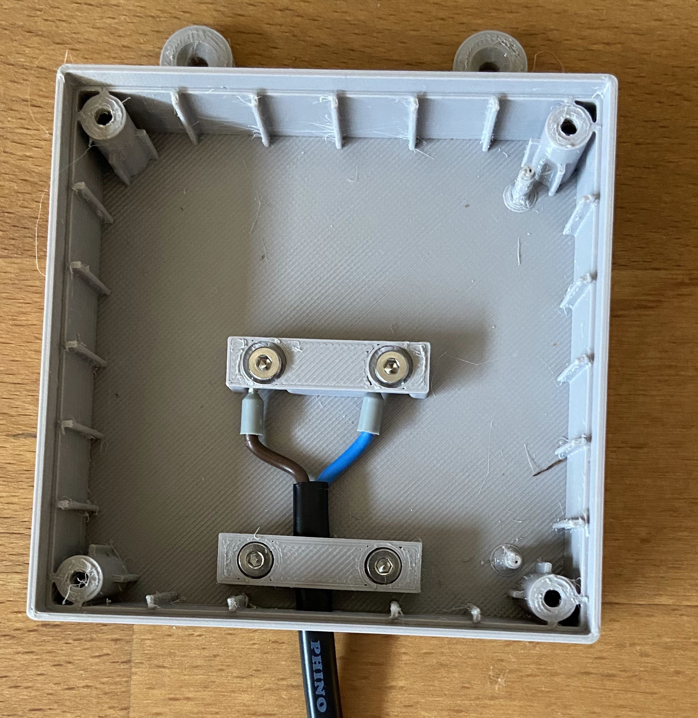 Wall Mount for AVM Fritz! Repeater 1200 by tto | Download free STL ...