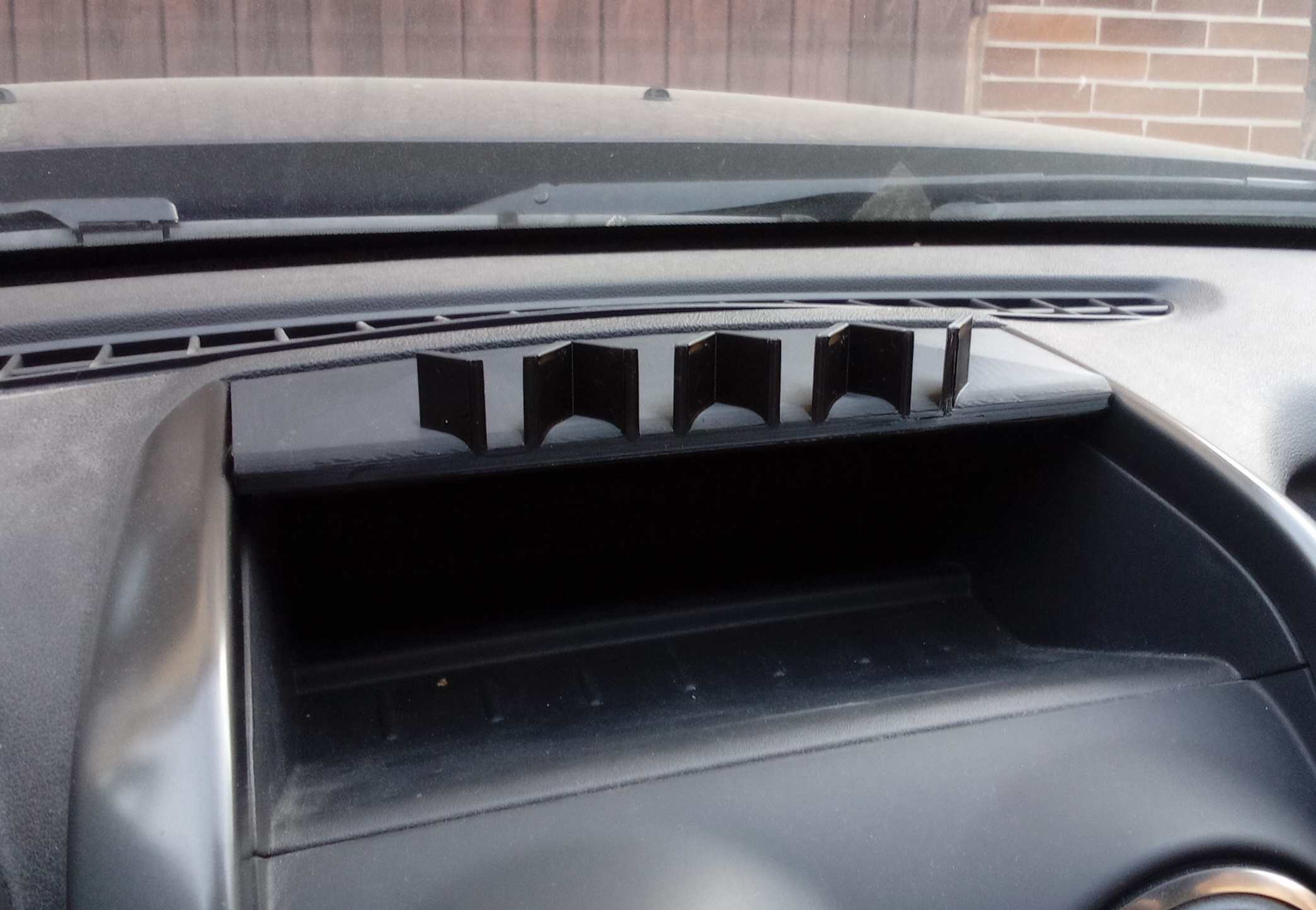 Dacia Duster holder for different types of mobile phones (25 variants ...