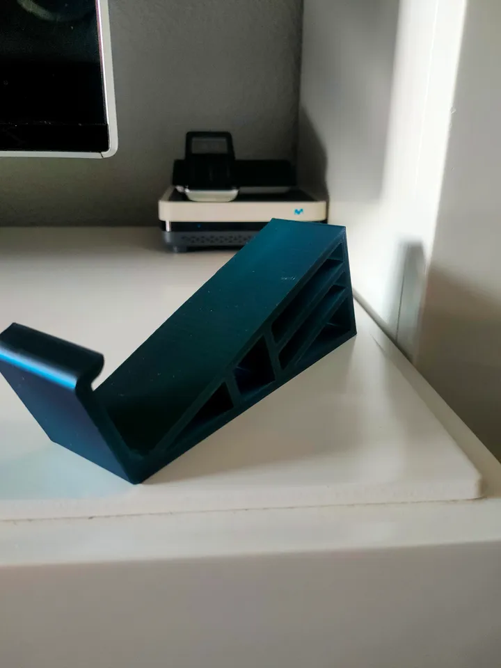 Geometric stand for soundbar by Mario | Download free STL model ...