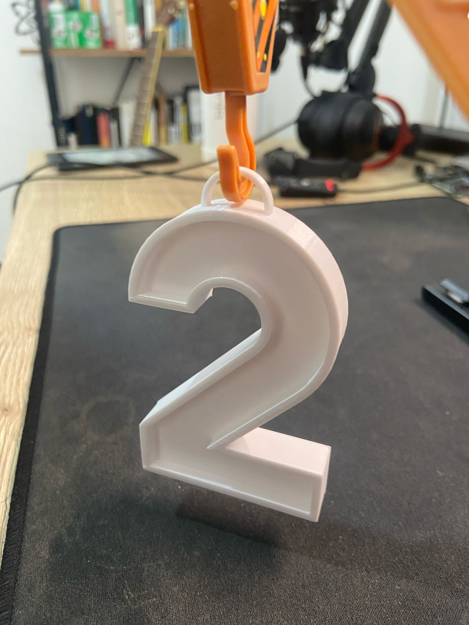 Hangable Number 2 by Daniel Katzav | Download free STL model ...