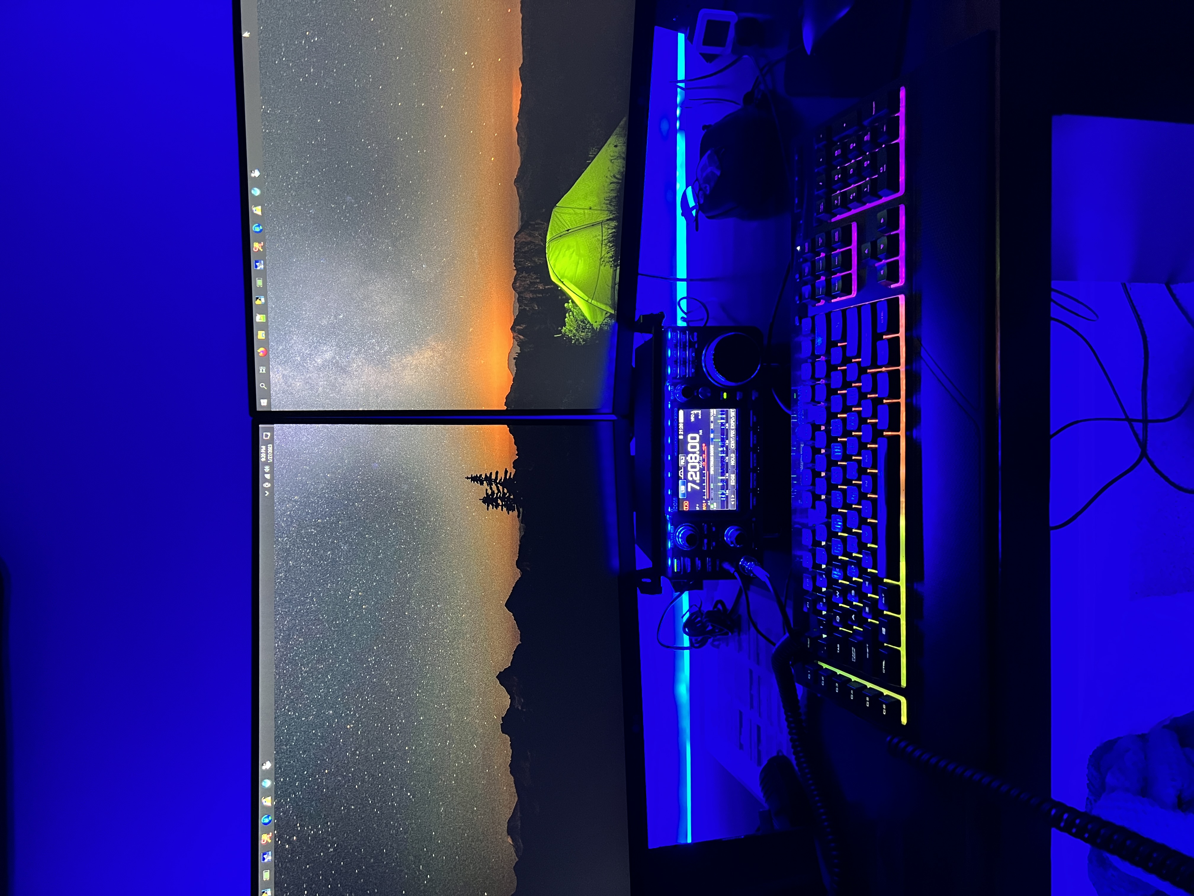 Icom 7300 LED Light Bar by 3DPTR | Download free STL model | Printables.com