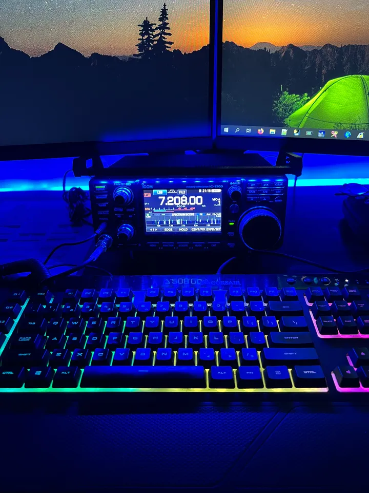 Icom 7300 LED Light Bar by 3DPTR | Download free STL model | Printables.com