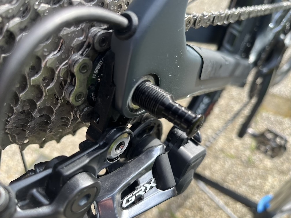 Thread protector for Tailfin Universal Thru Axle by TJDesign | Download ...