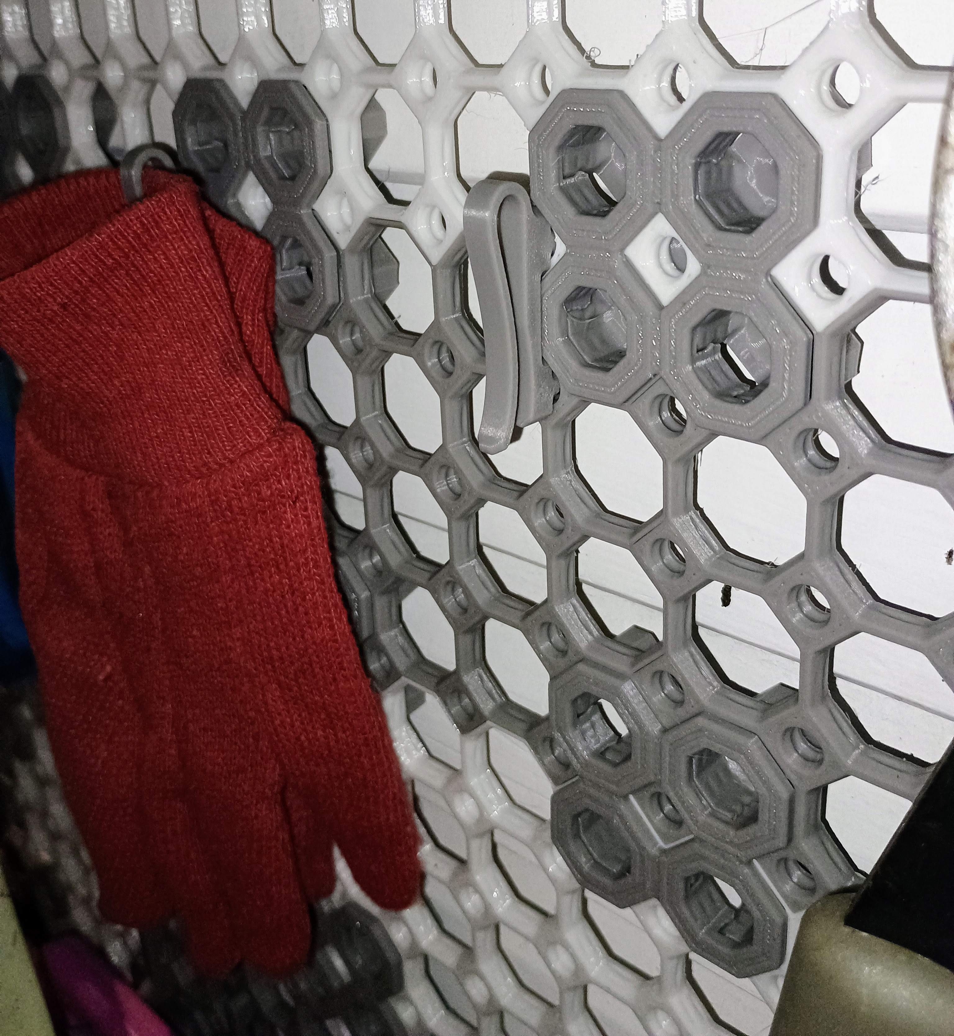 Multiboard pegboard clip/glove holder by NigelTufnel | Download free ...