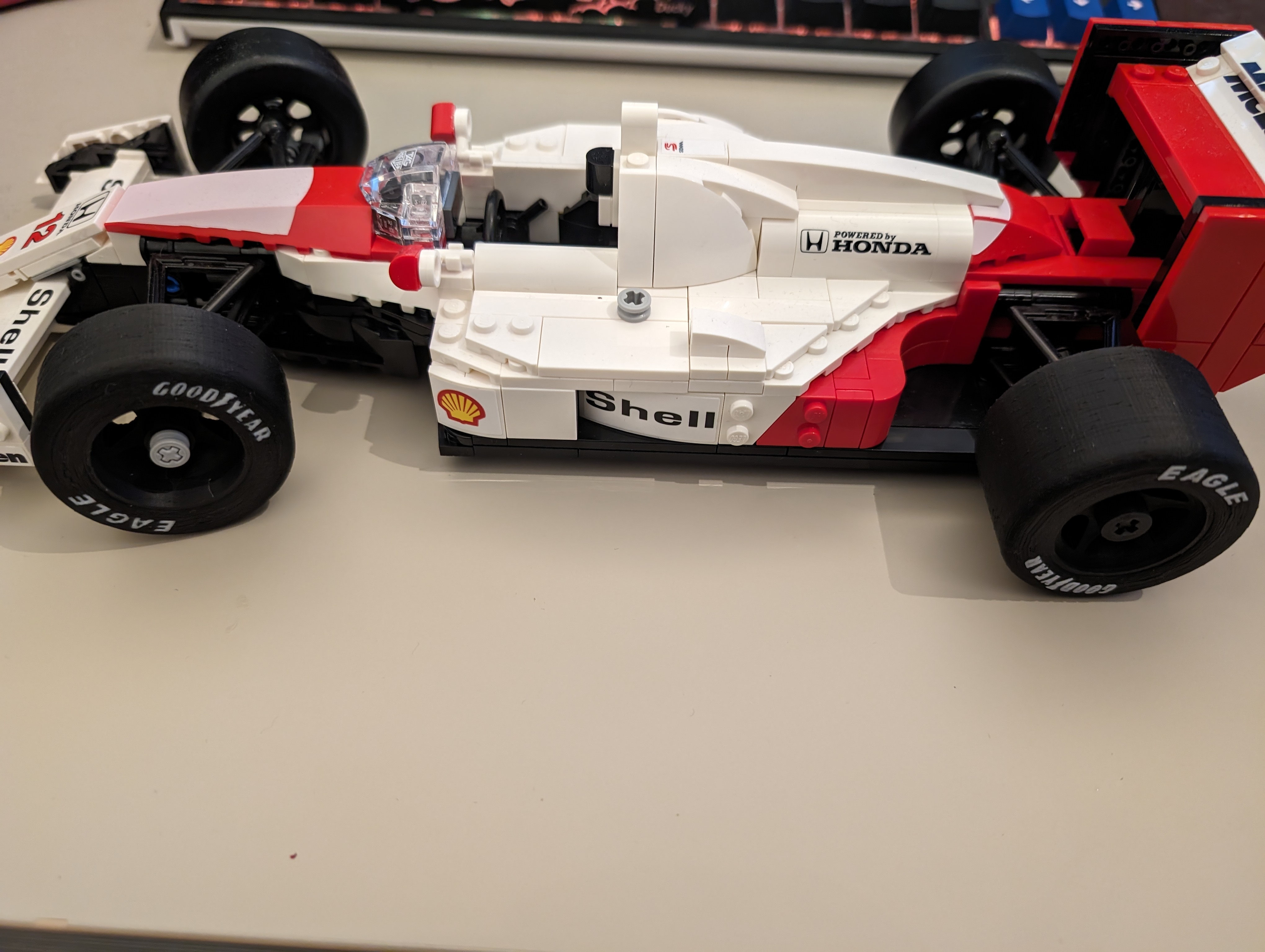 Realistic tyres/wheels for LEGO 10330 McLaren Senna Formula 1 car dual ...