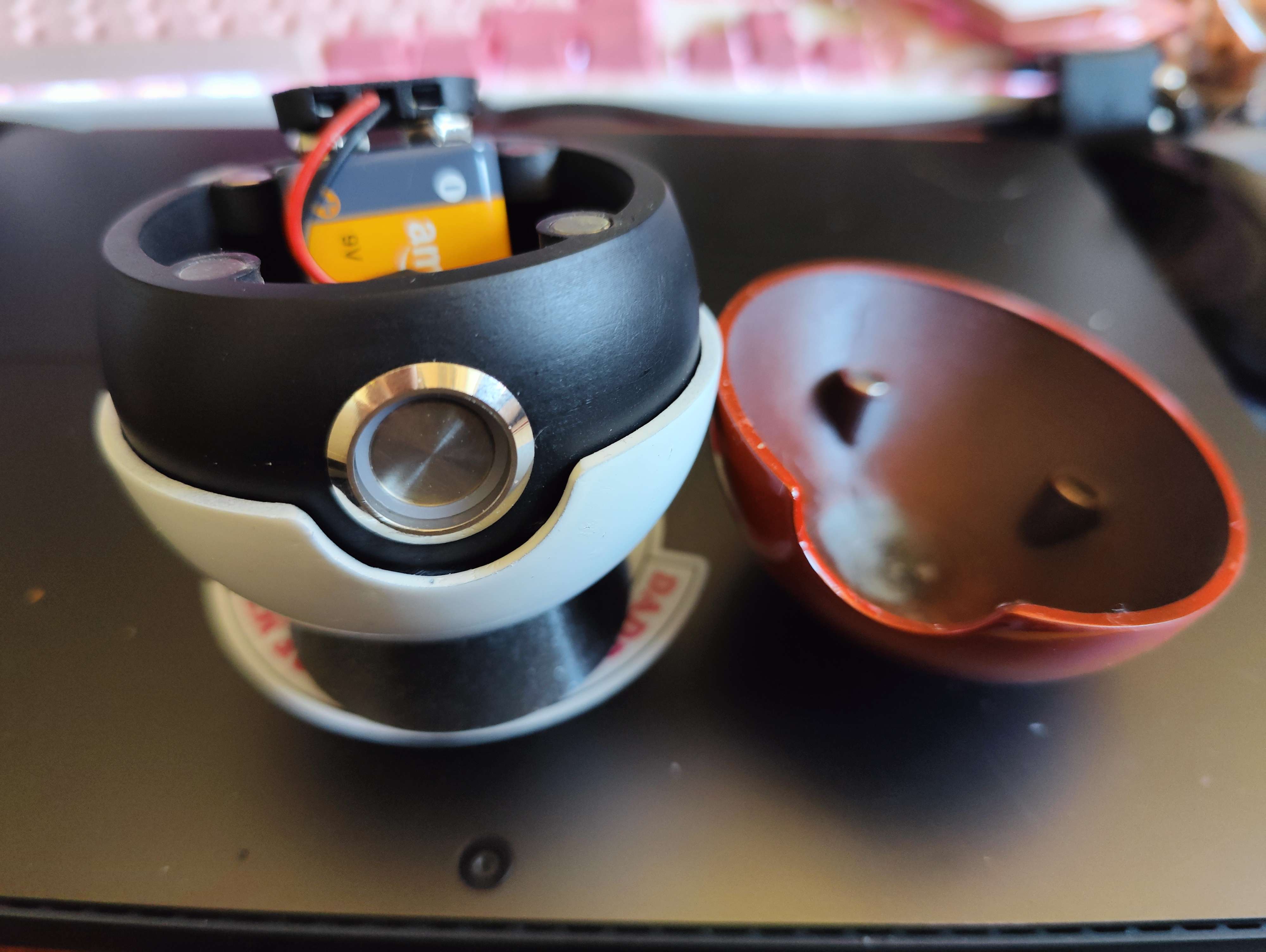 Pokeball by Indigobeef | Download free STL model | Printables.com