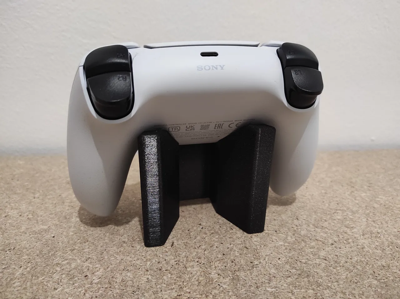 PS5 dualsense stand by Detail Art Factory | Download free STL model ...