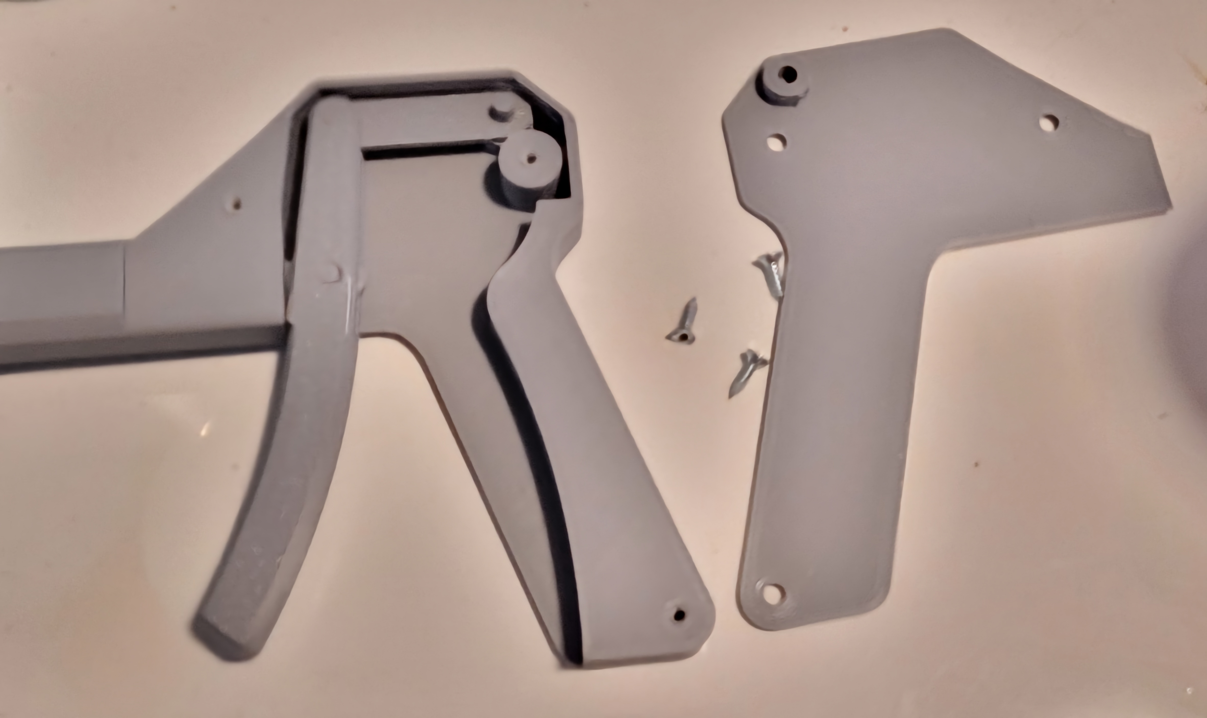 Extendo Grabber! 3D Printable and Customizable! by Comrade_Zach ...