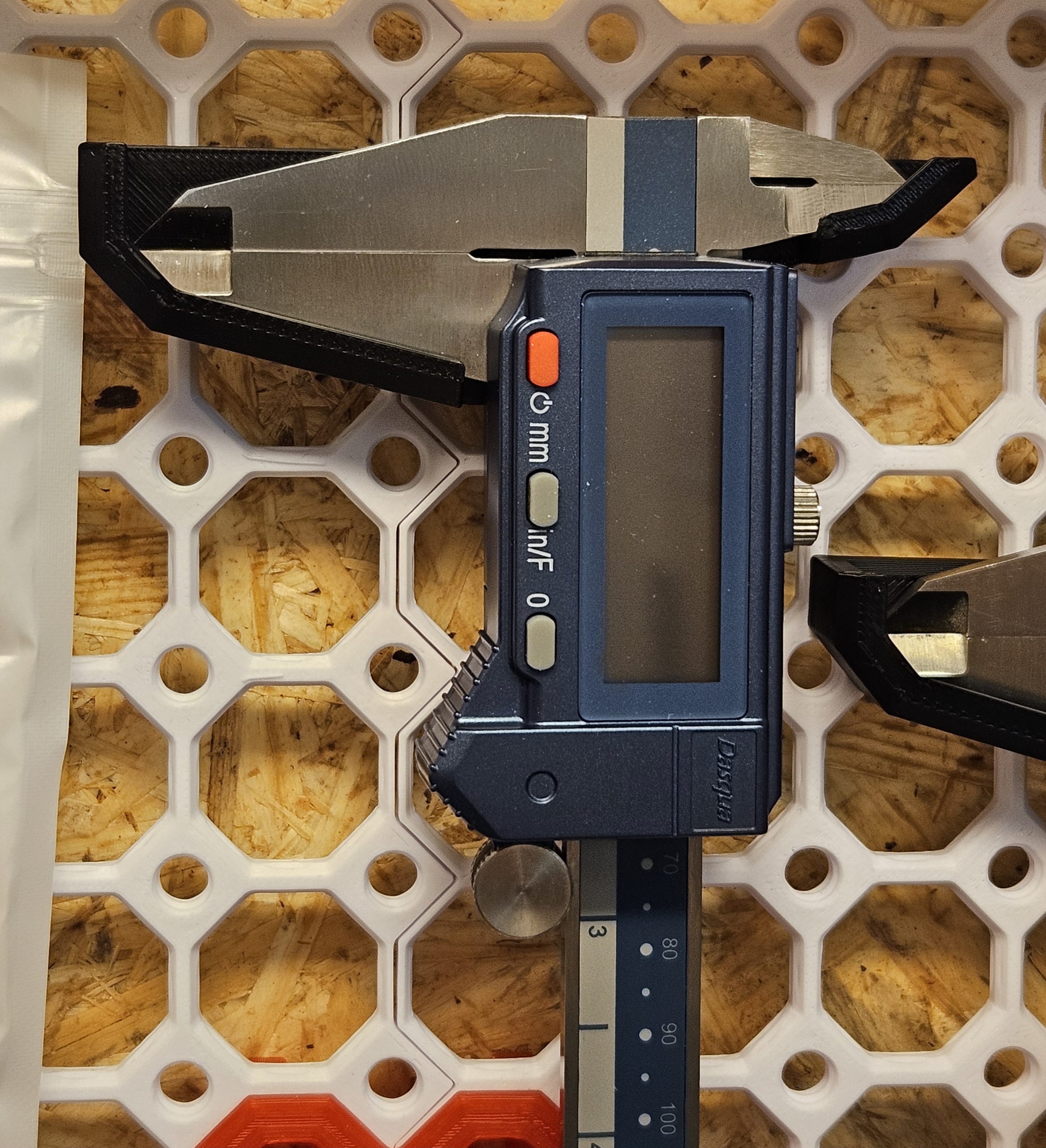 Dasqua 200mm caliper holder for Multiboard by Bowlerman72 | Download ...