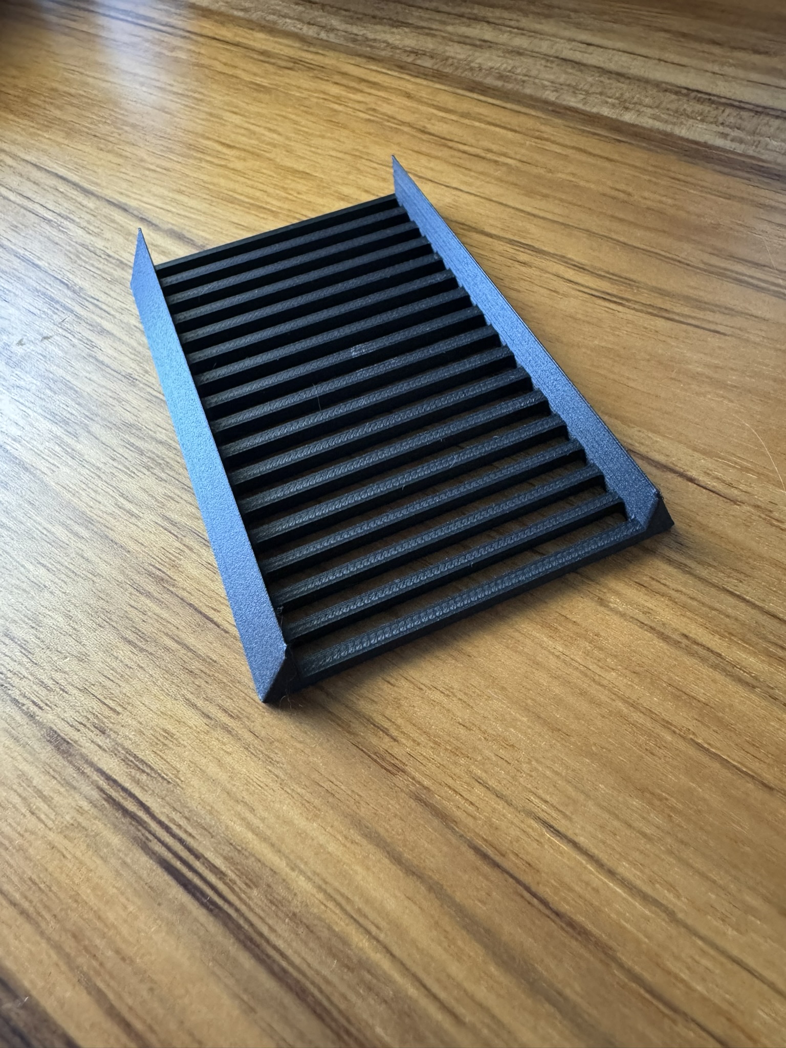 External Hard Drive Stand by ShaneTalksTech | Download free STL model ...