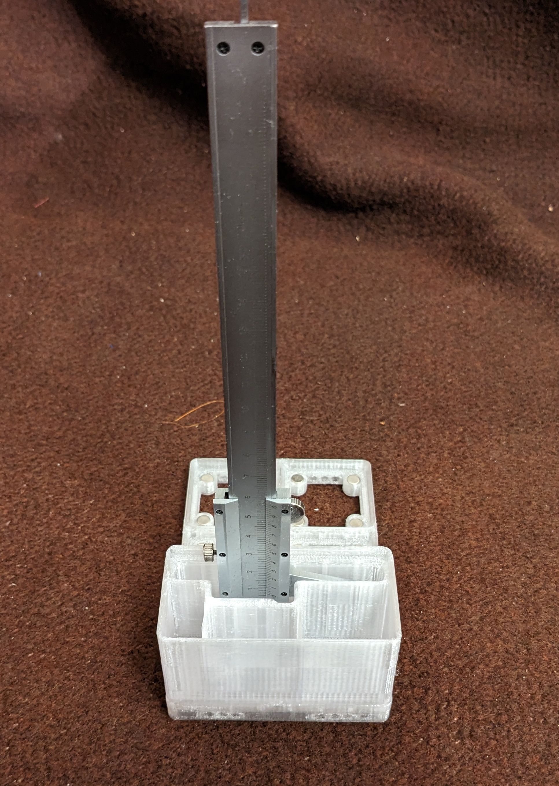 Gridfinity Caliper Holder with holes by _KaszpiR_ | Download free STL ...