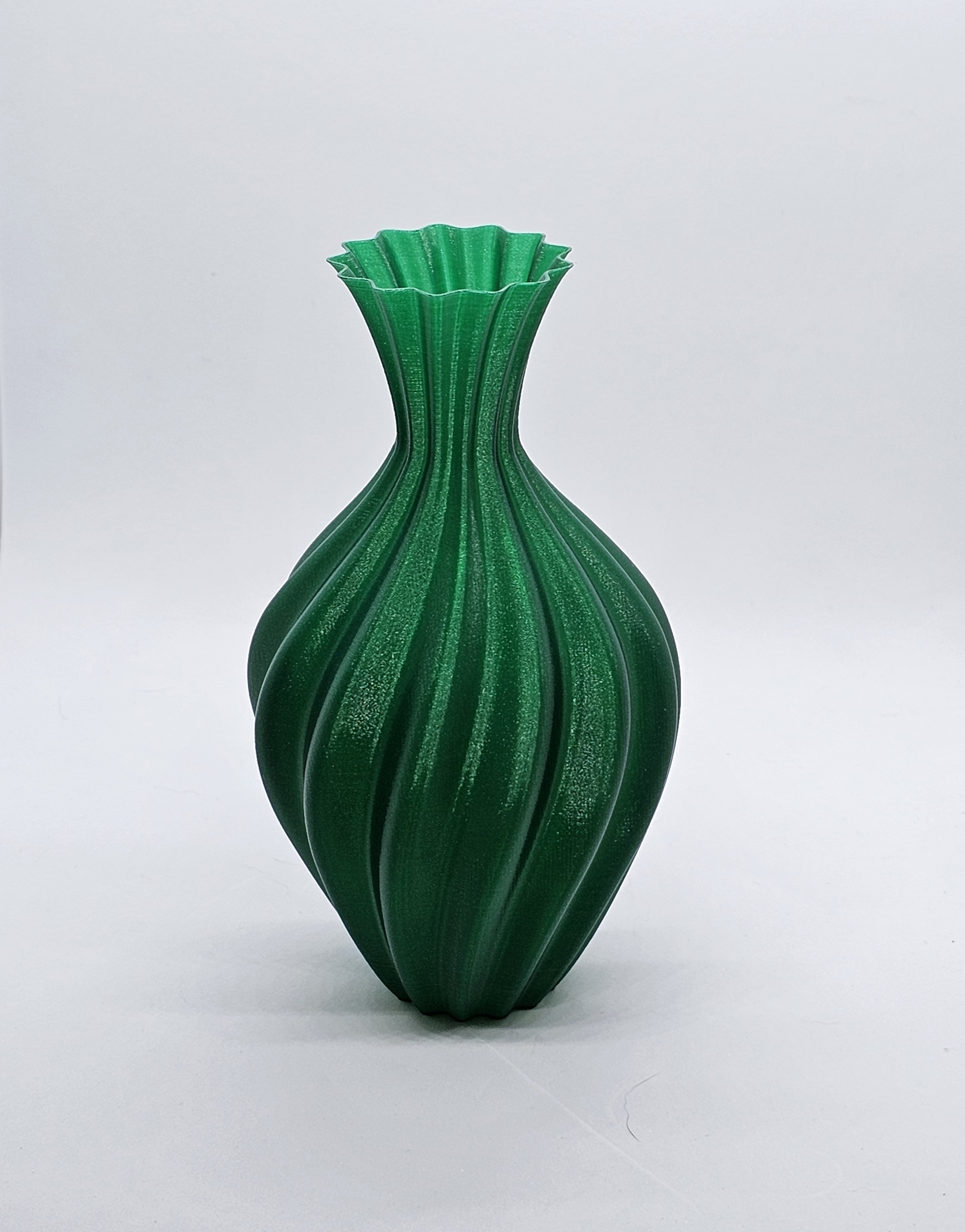 Modern Twisted Vase by C3D | Download free STL model | Printables.com
