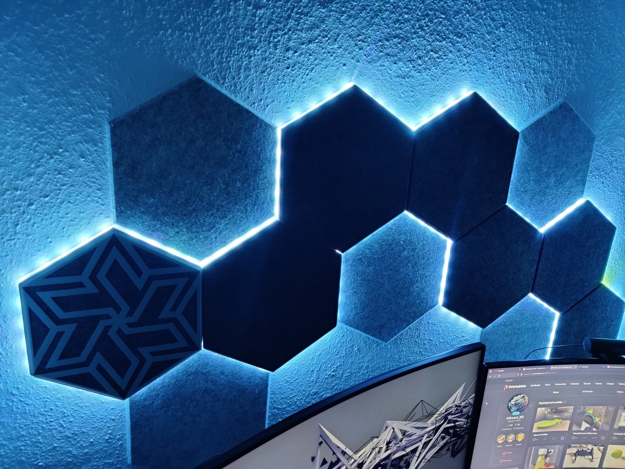 Modular Led Channels for Hexagon Panels + Geometry Wall Art Sleeves por ...
