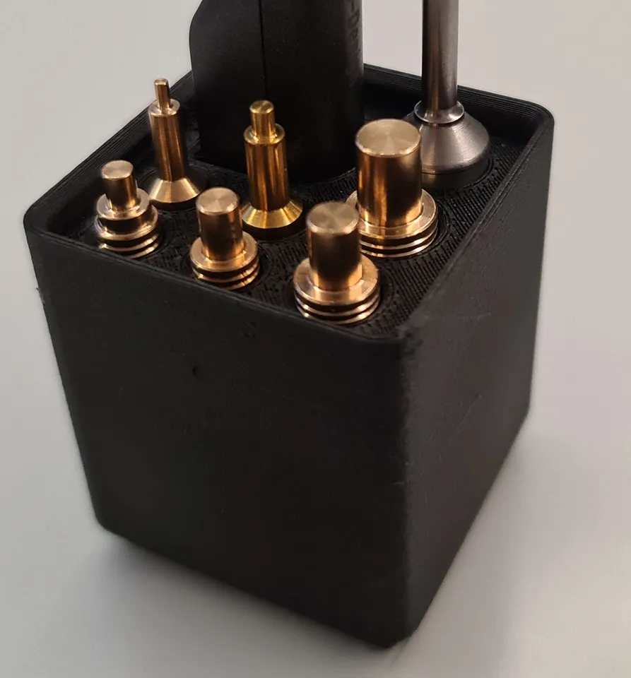 Gridfinity holder for Pinecil and CNC Kitchen Heat insert Tips by Surfalex2000 | Download free ...