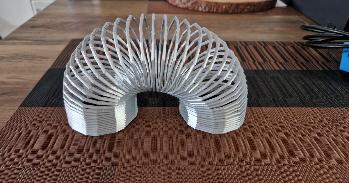 Slinky Spring Polygon by Martin | Download free STL model | Printables.com