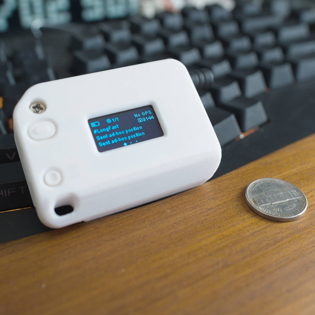 Heltec V3 Case H1 Minimal + Extra space for screen by Aveygo | Download ...