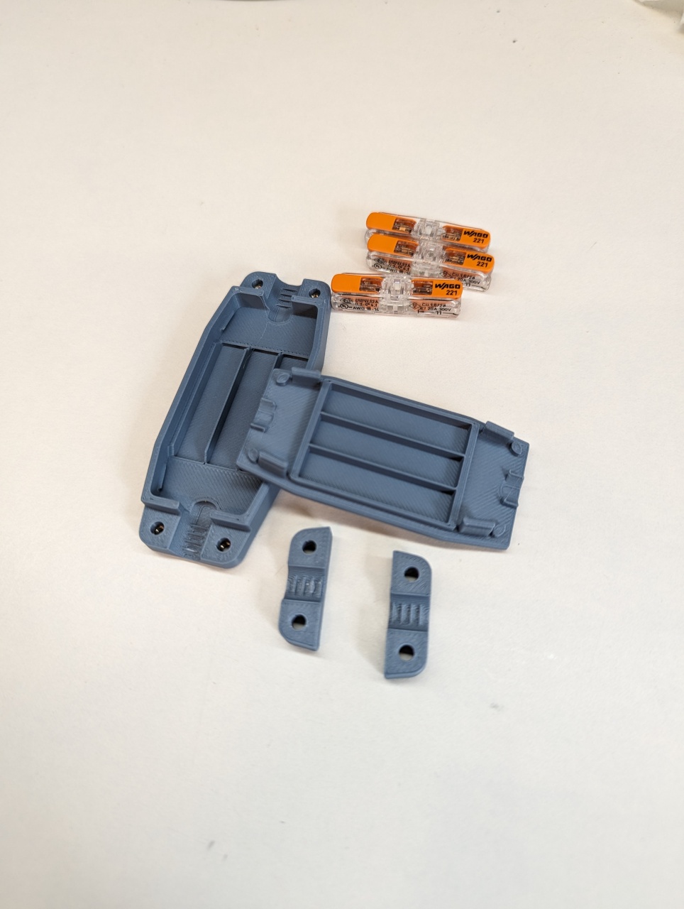 Wago 221 Inline Junction Box for flex wire 2 core, 3 core, 4 core or 5 ...