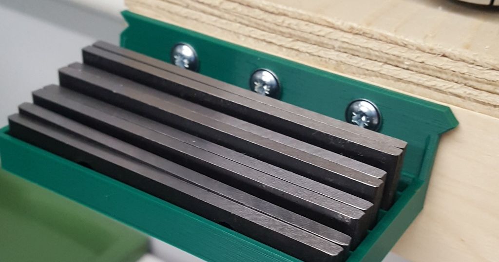 Economy Parallel set holder by Gazz292 | Download free STL model ...