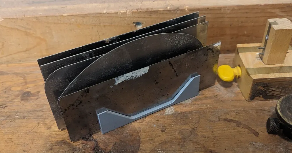 Card Scraper Holder by Joe Kaiser | Download free STL model ...