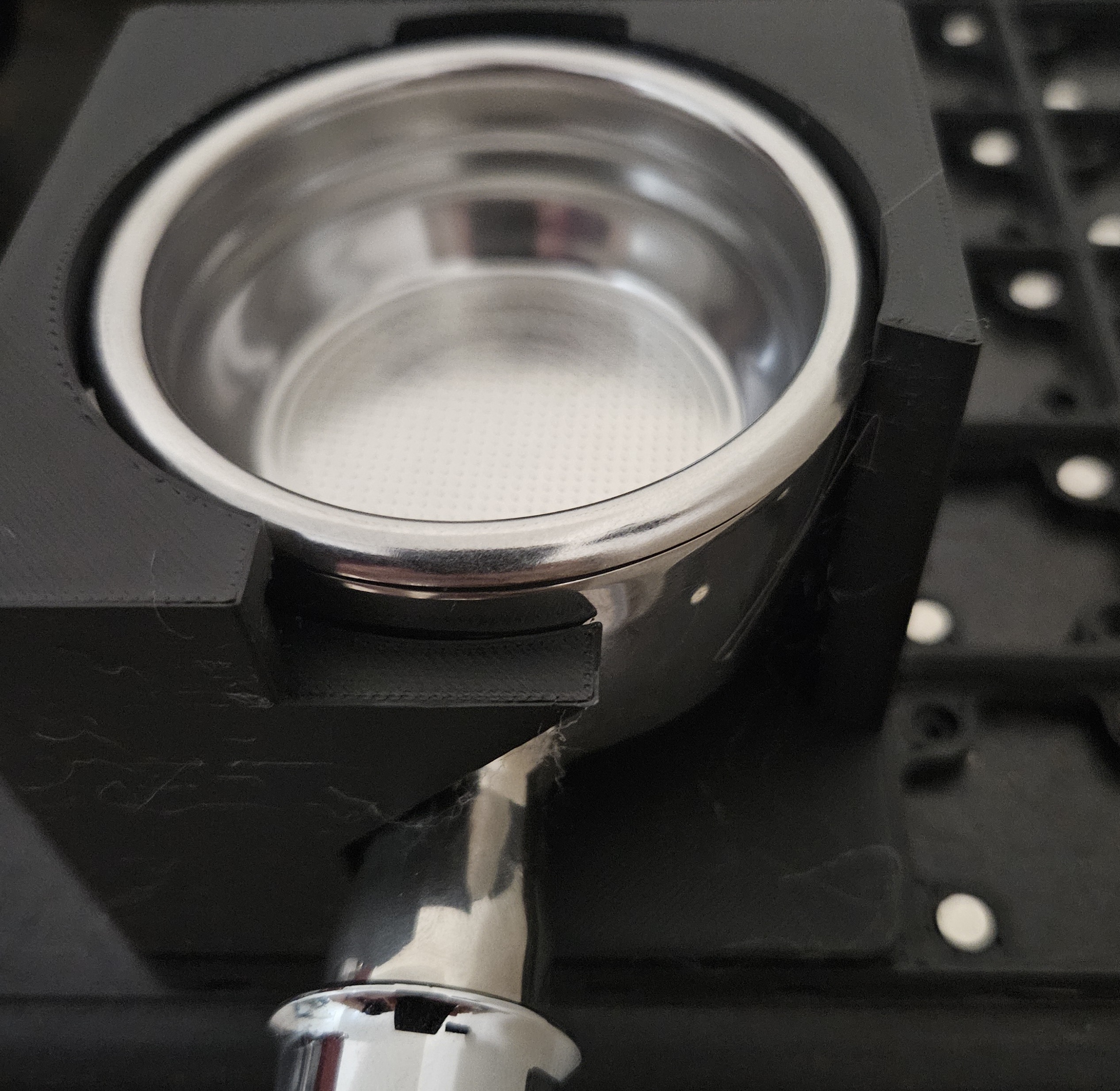 Gridfinity Gaggia portafilter stand/tamping stand by Emma_Just_Go ...